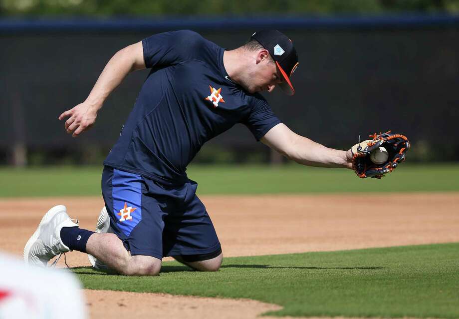 Astros' Alex Bregman leaves spring game with back stiffness - Houston ...