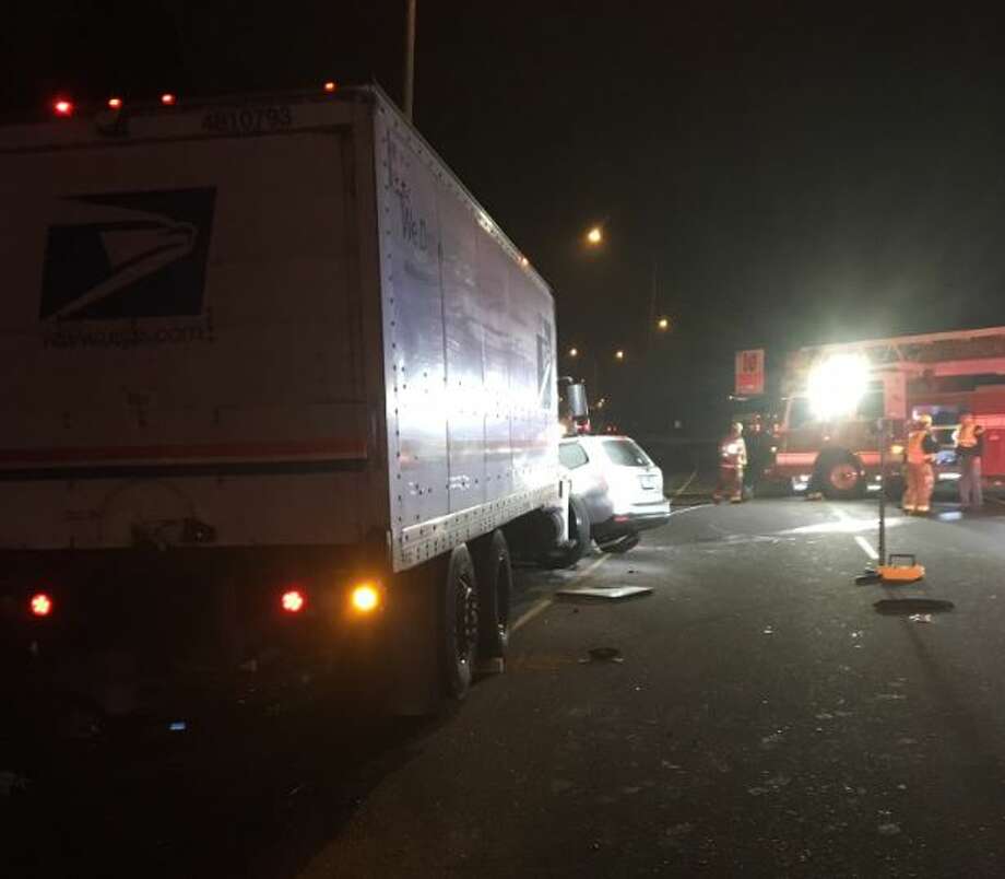 Wrong-way driver killed in crash with USPS truck on SR-520 - seattlepi.com