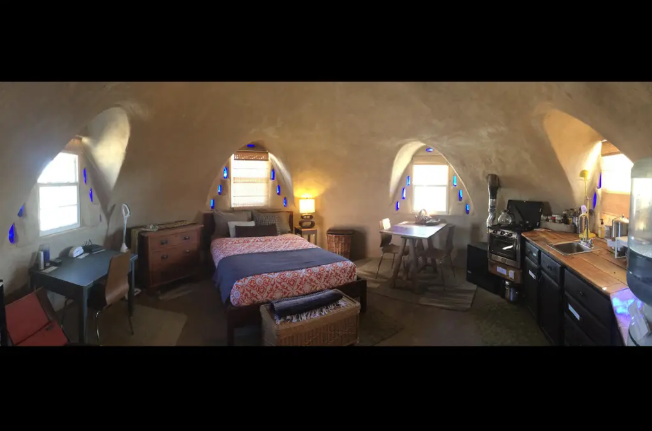 This beautiful off-grid adobe dome straight out of Star Wars is ...