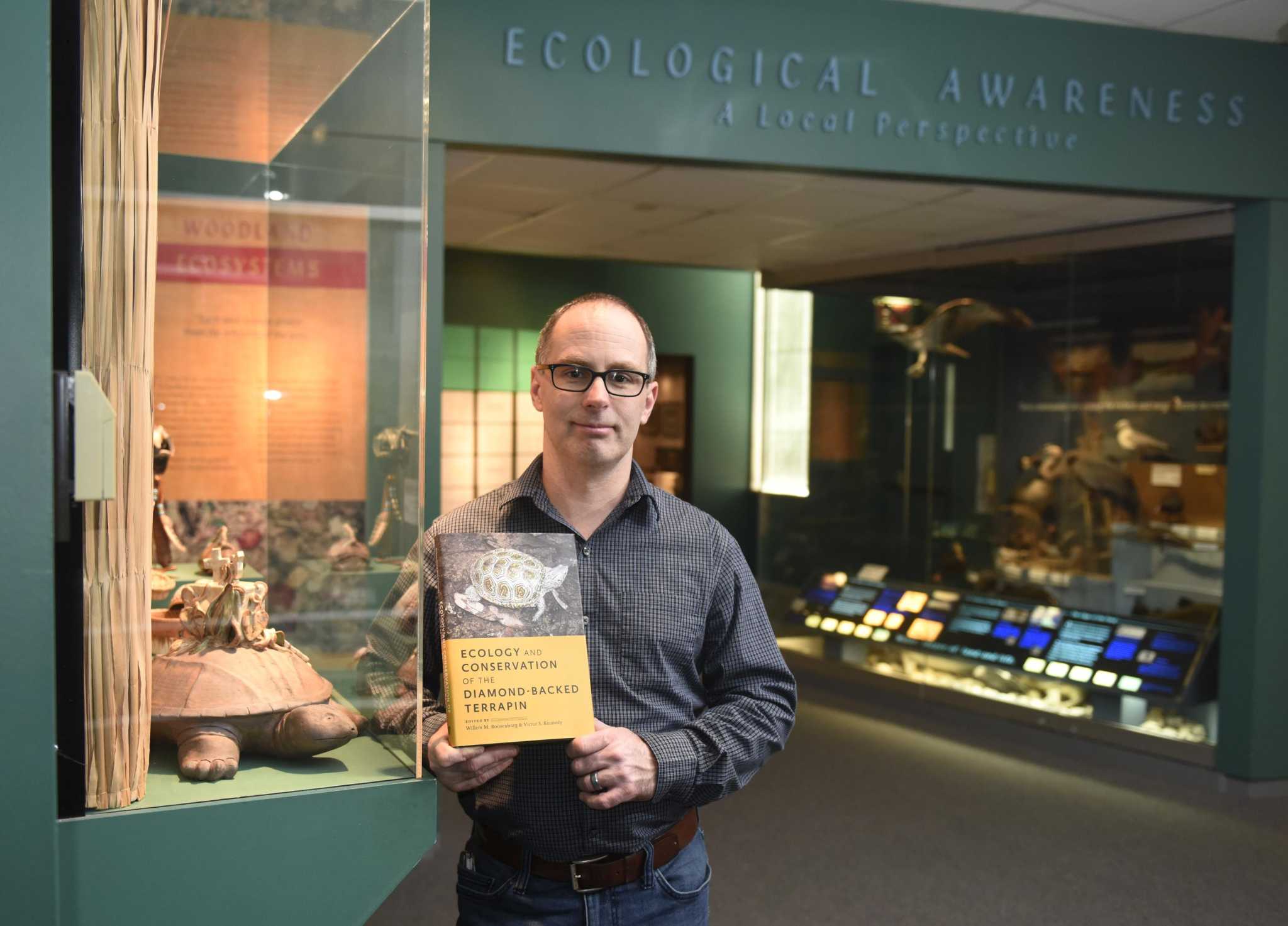 Tracking turtles with an expert from the Bruce Museum