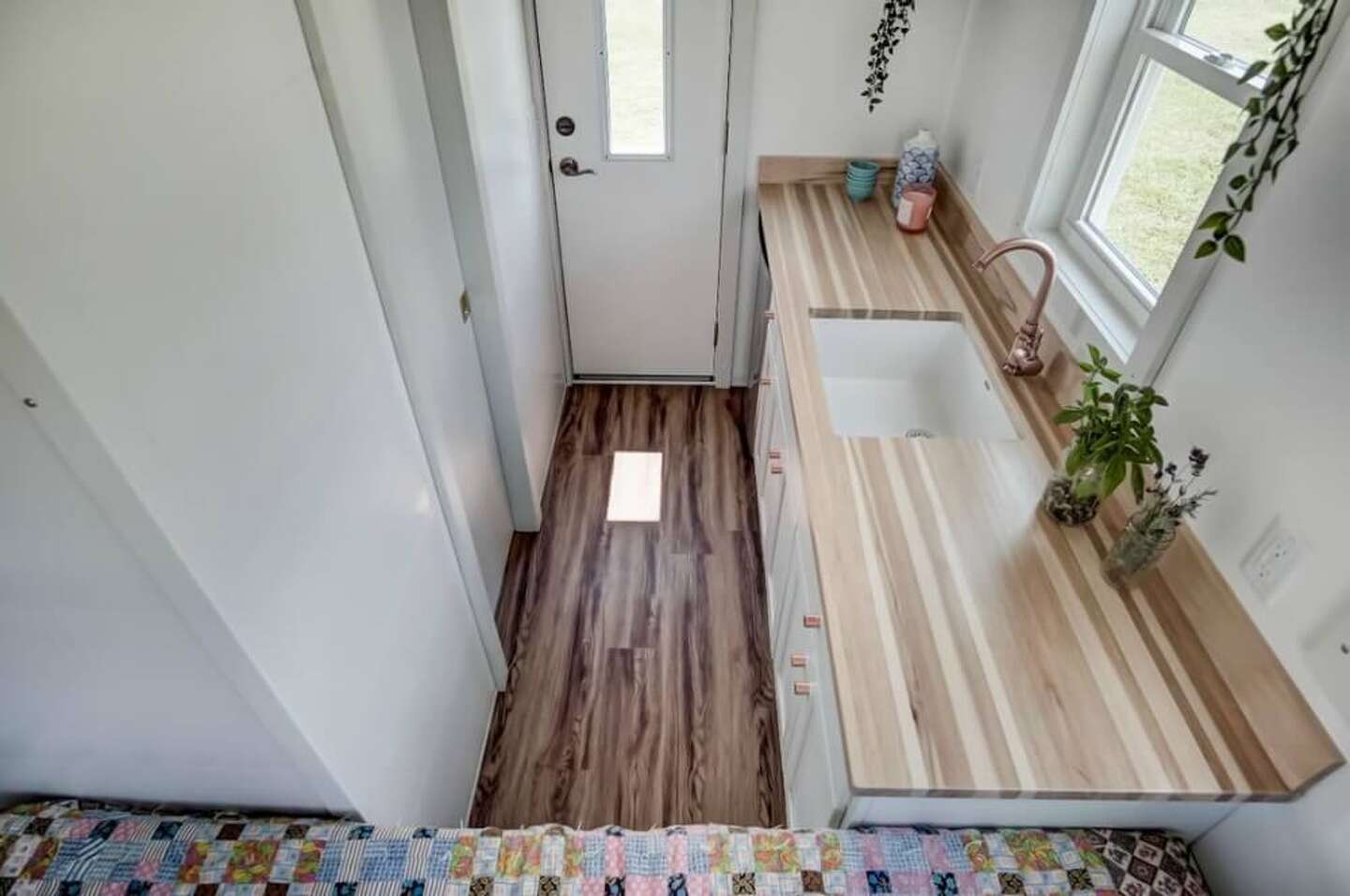 9 adorable tiny homes for sale you can buy right now