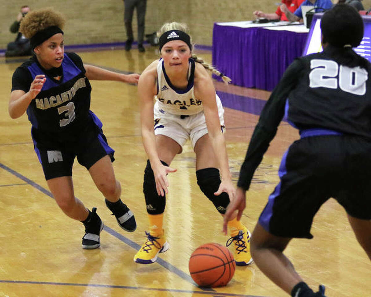 PREP GIRLS BASKETBALL: Sisterhood of the torn ACL binds CM sophs (17 ...