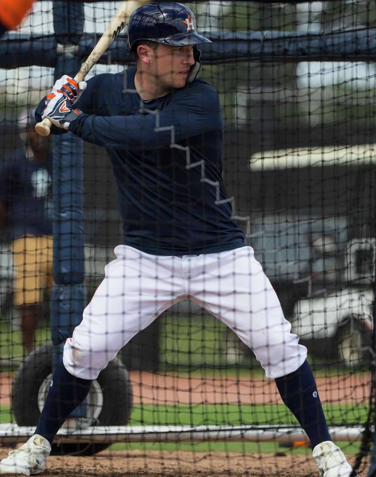 Astros renew Alex Bregman's contract at near league minimum