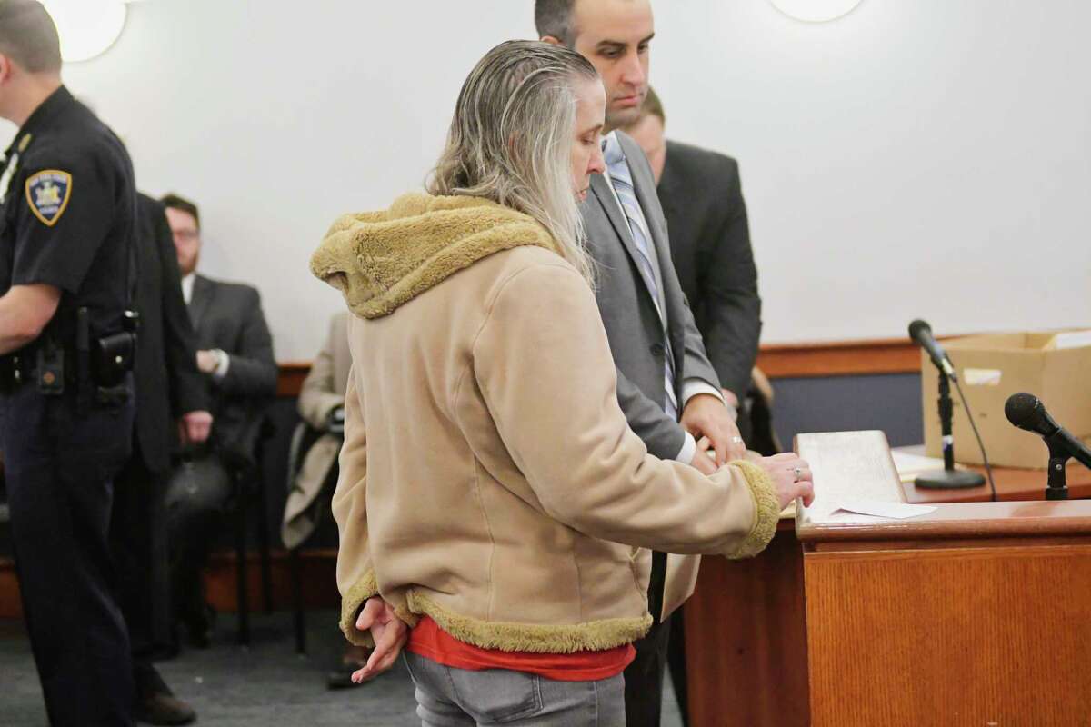 Troy couple pleads guilty in animal hoarding case