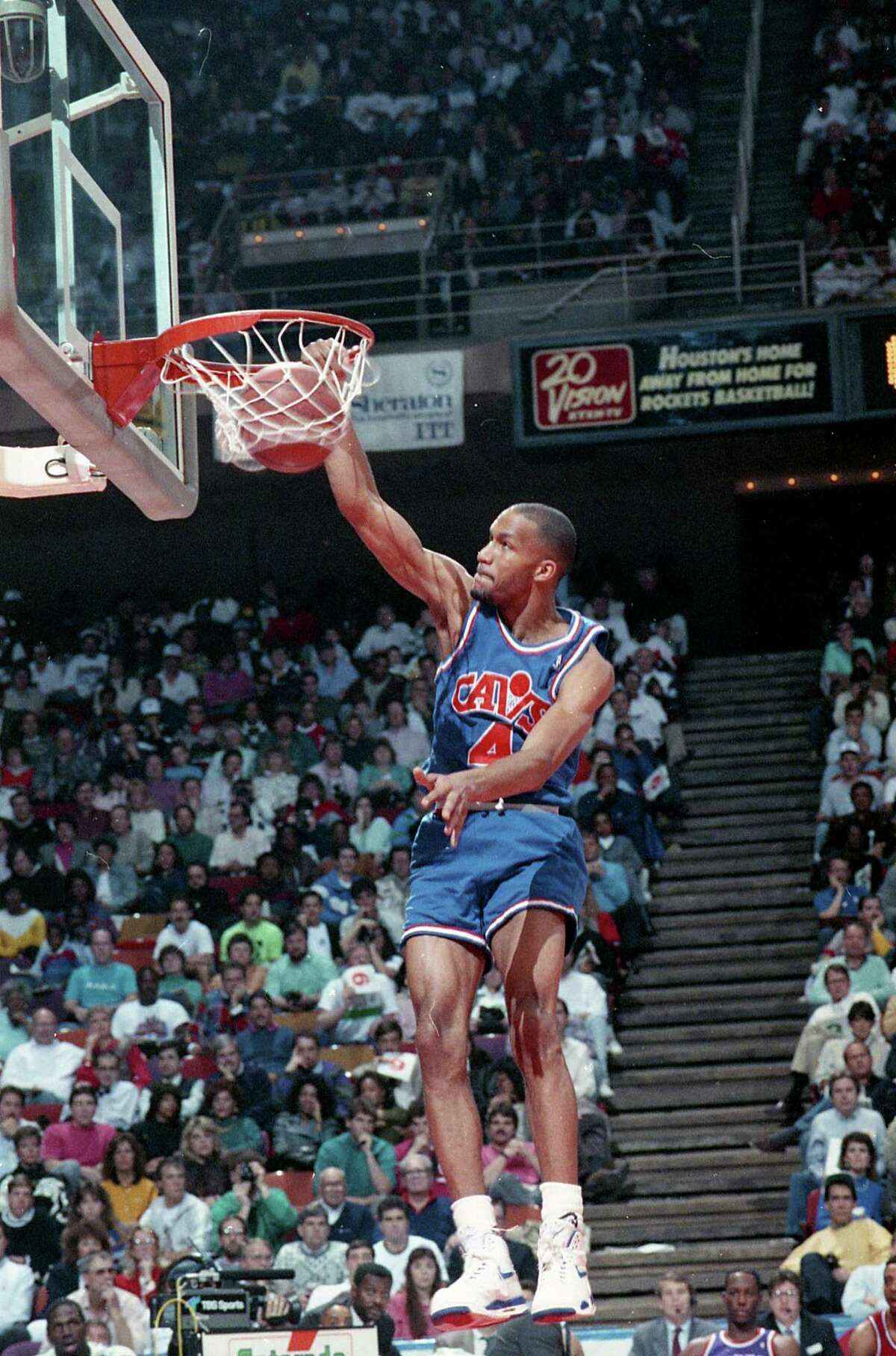 NBA All-Stars and a big freeze defined Houston in February 1989