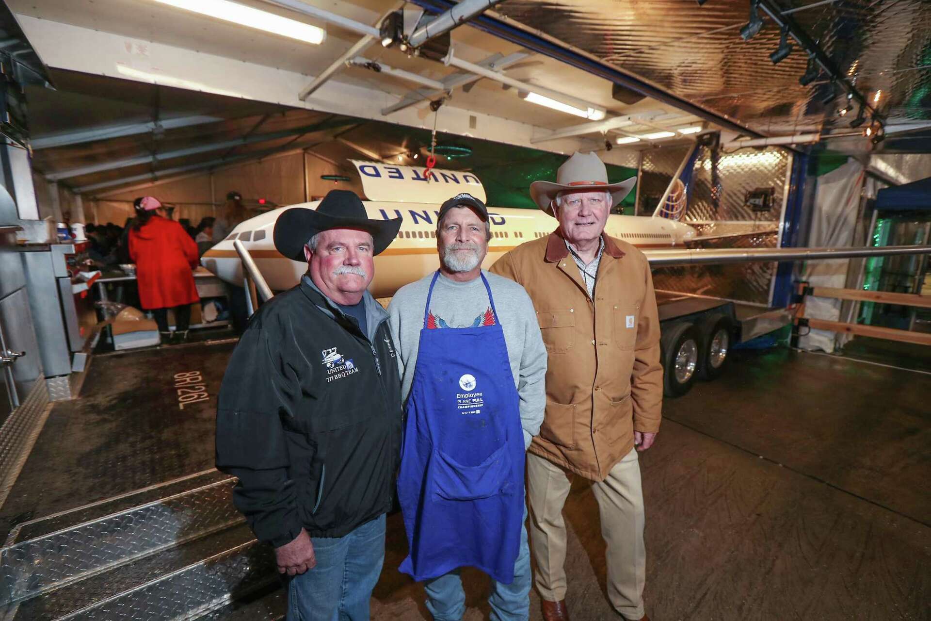 At rodeo’s barbecue cook-off, United team redefines ‘airline food’