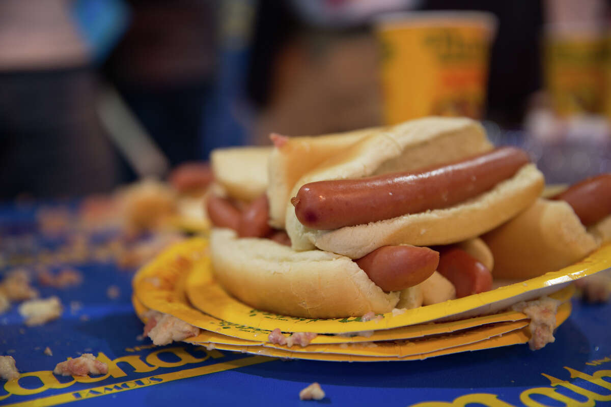 Photos: San Antonio rodeo goers pig out at hot dog-eating contest