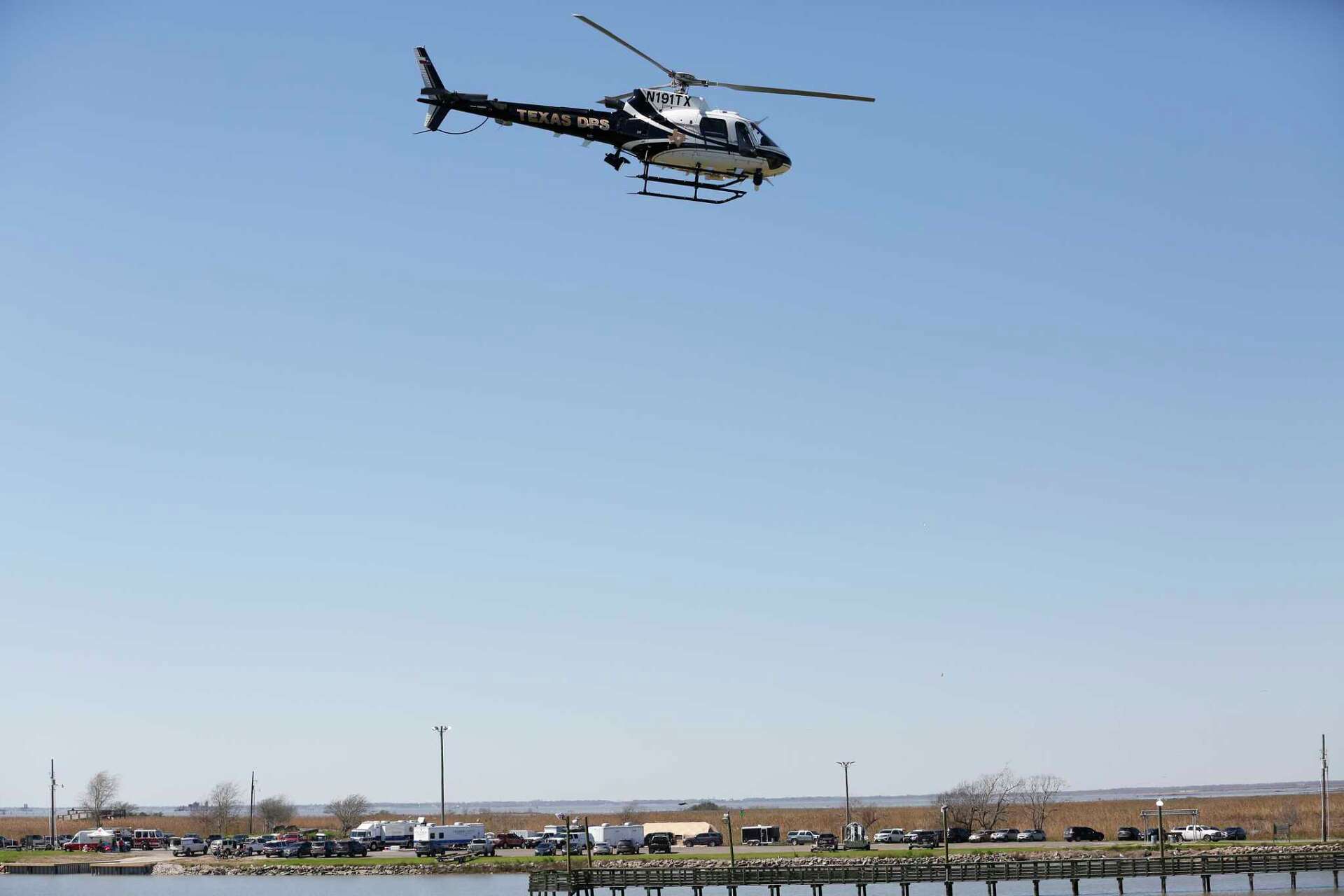 The investigation and cleanup that follows a plane crash like the one ...