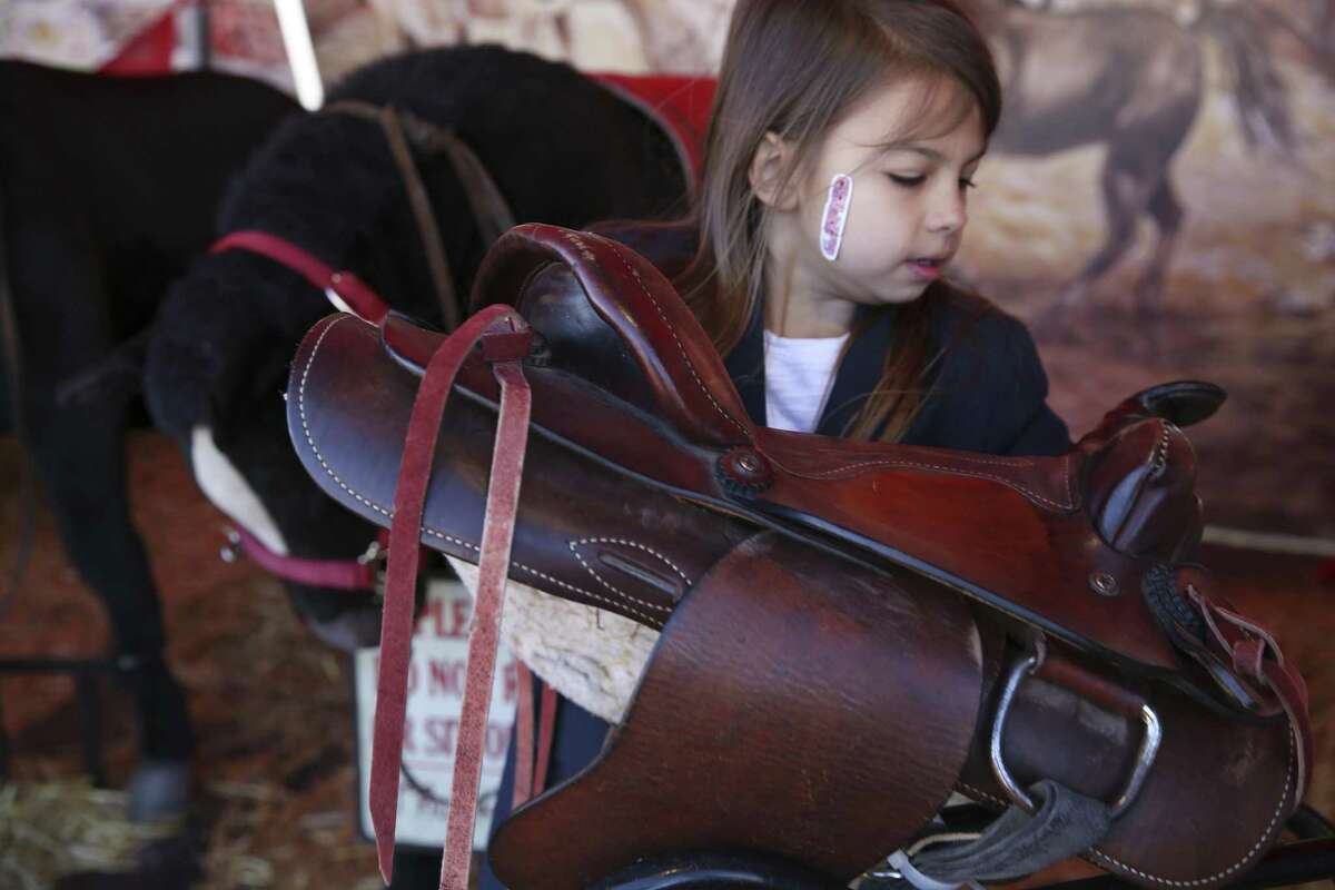Kids learn ranch skills at San Antonio rodeo’s Cowboy Bootcamp