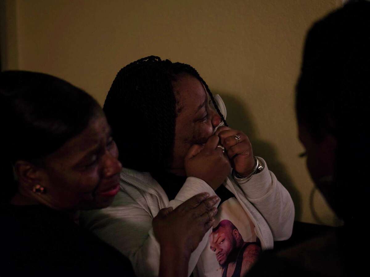 Family honors slain San Antonio rapper