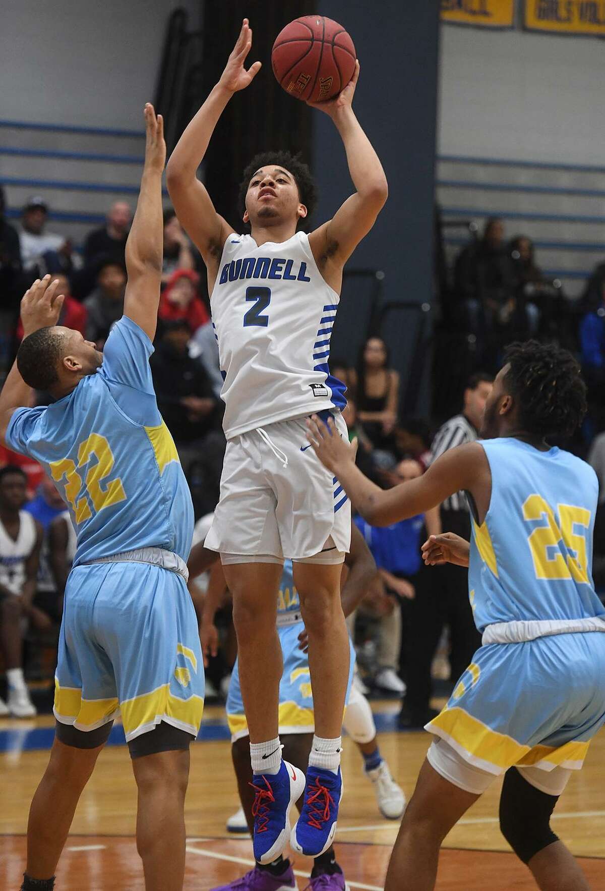 Bunnell marches past Kolbe into SWC finals