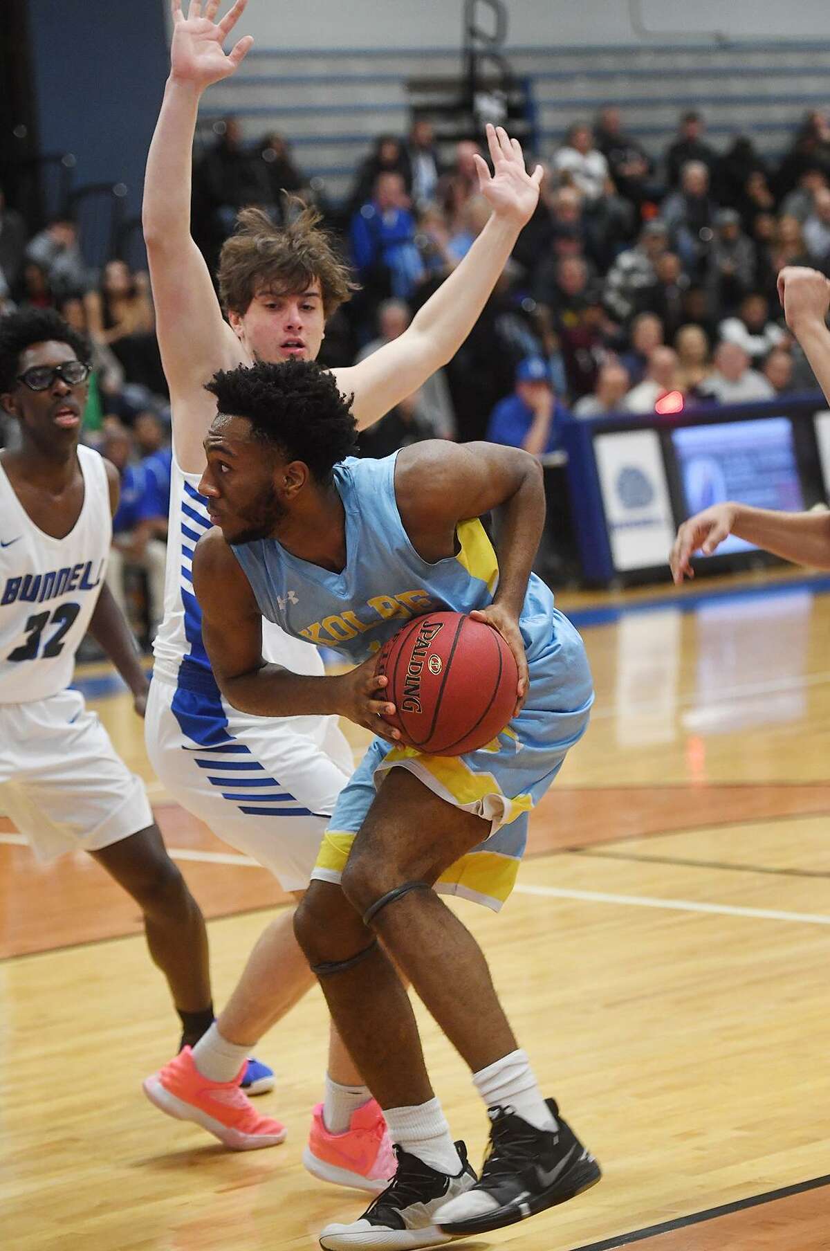 Bunnell marches past Kolbe into SWC finals