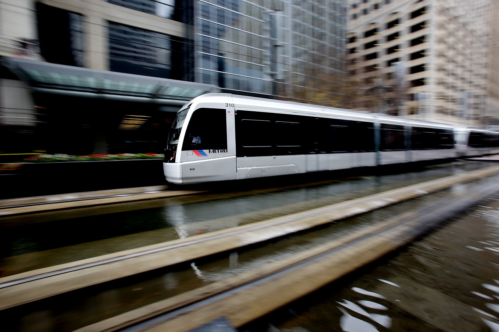 Metro should aim to transform even after pausing the University Line