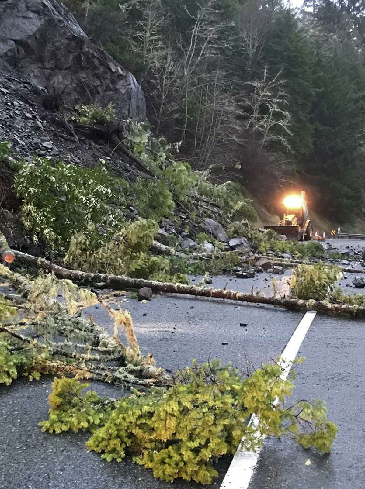 'Continuously active slide' closes Highway 101 on and off near Oregon ...