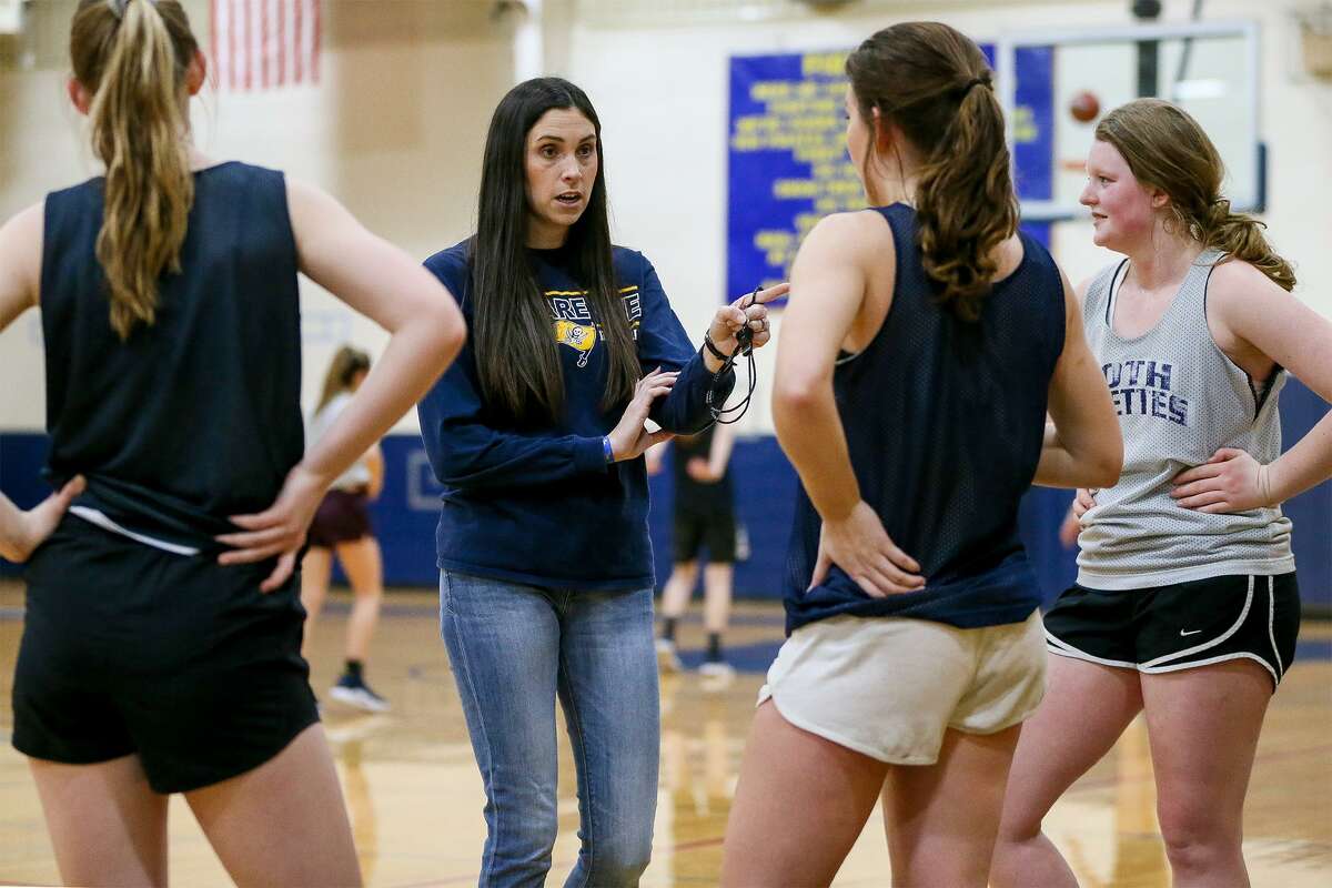 After some shortfalls, Poth finally makes waves back to state