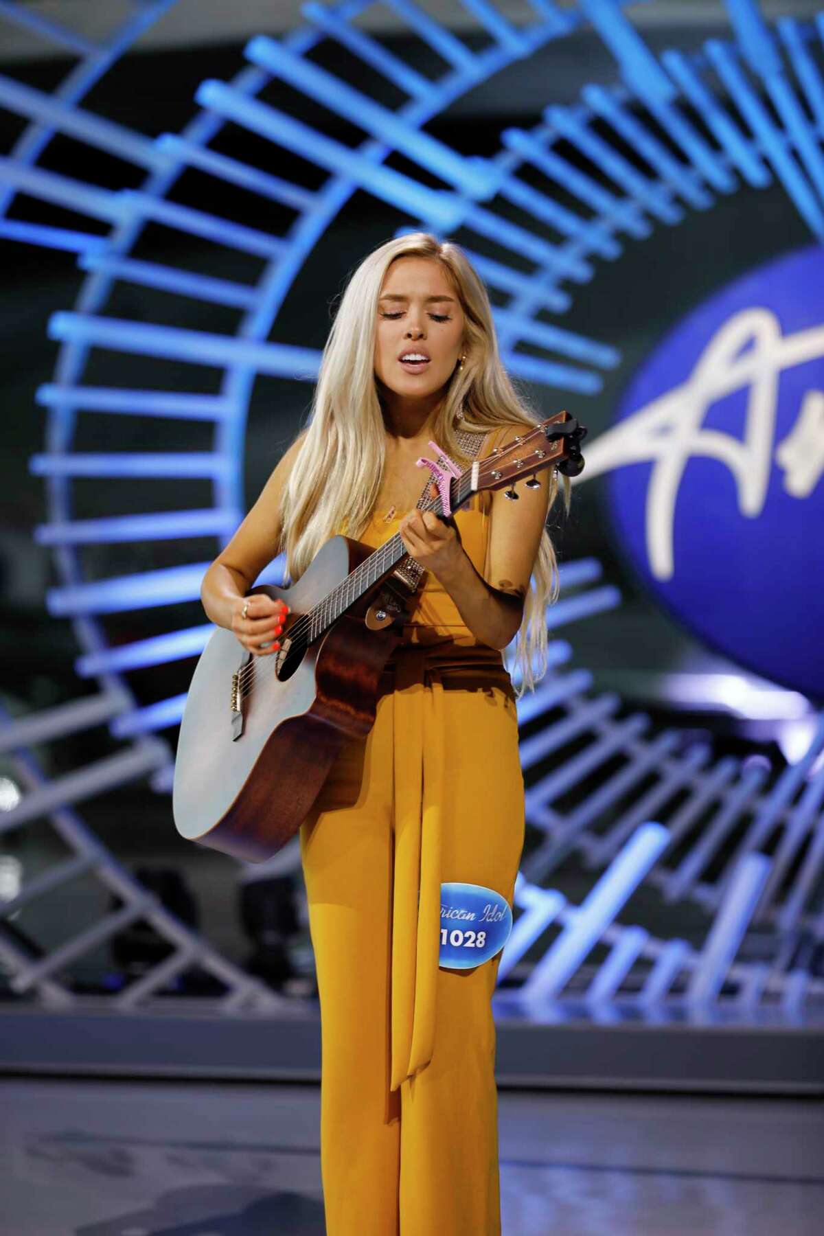 Singers Uché and Laci Kaye Booth rep Houston on 'American Idol' premiere