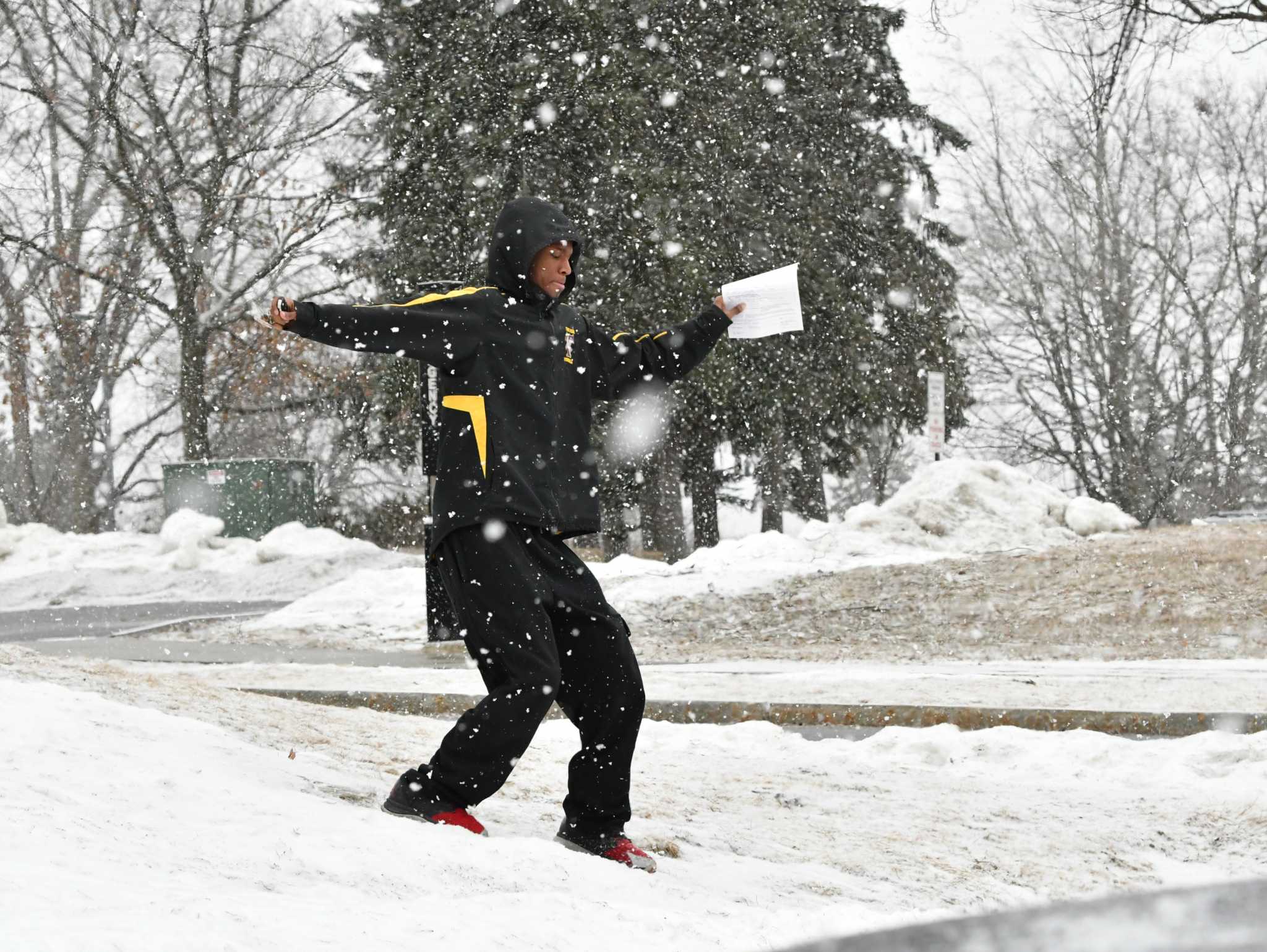 3-6 inches of snow expected, more in Saratoga/Lake George