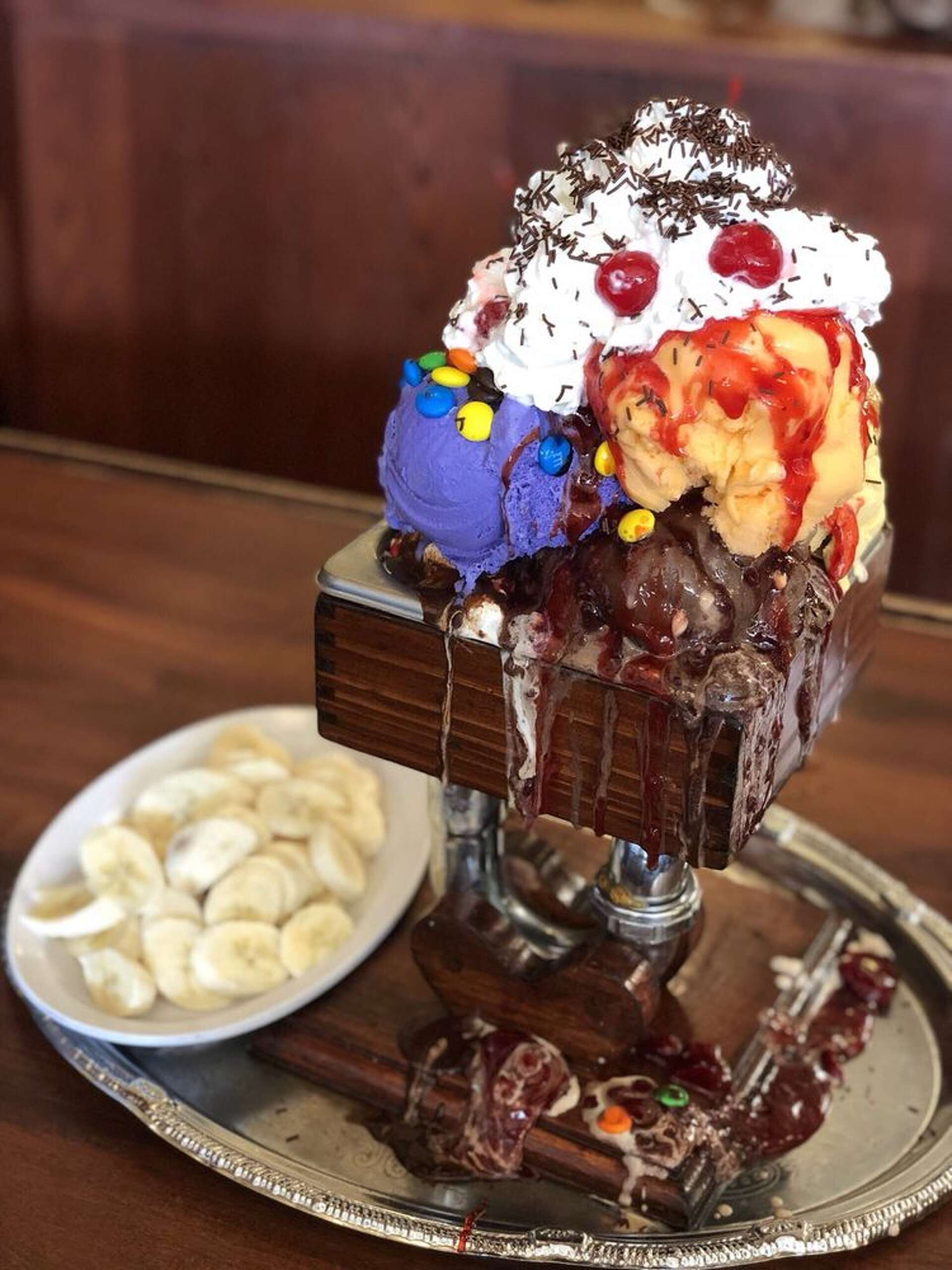 Popular East Bay ice cream shop featured on TV closed for cockroach ...