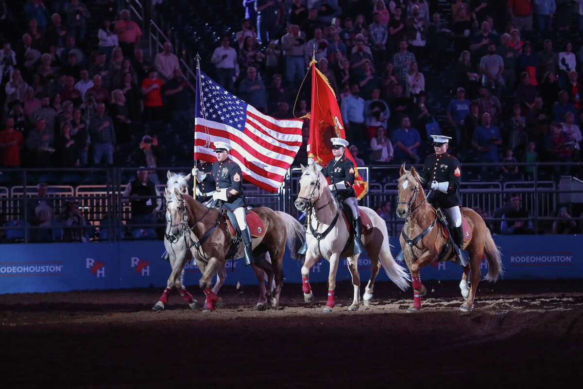 Houston Rodeo fans welcome back reunited Brooks & Dunn