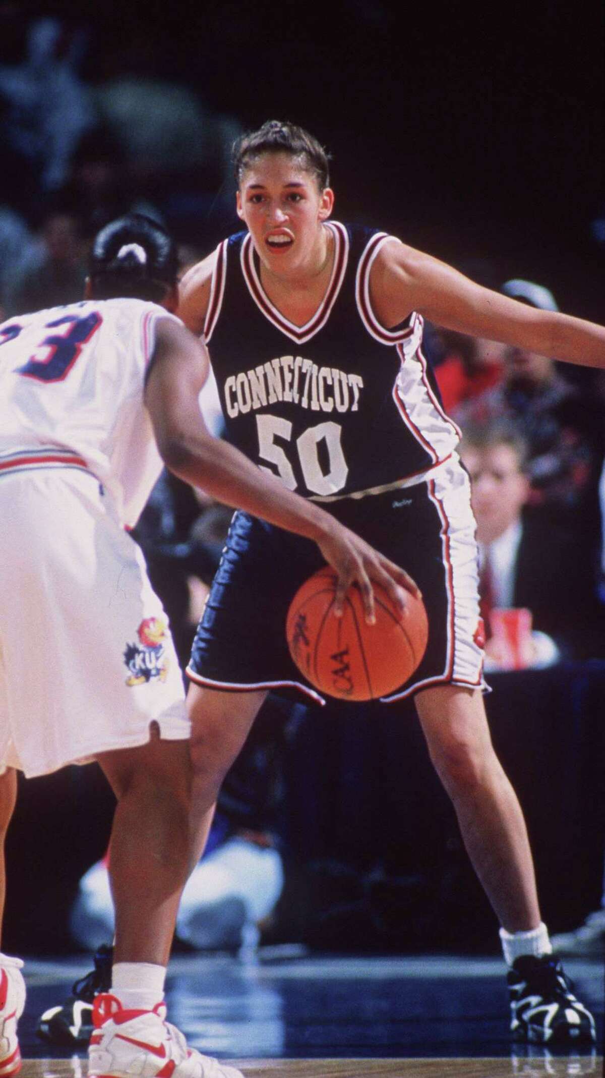 Life of Lobo: UConn to honor a Connecticut legend