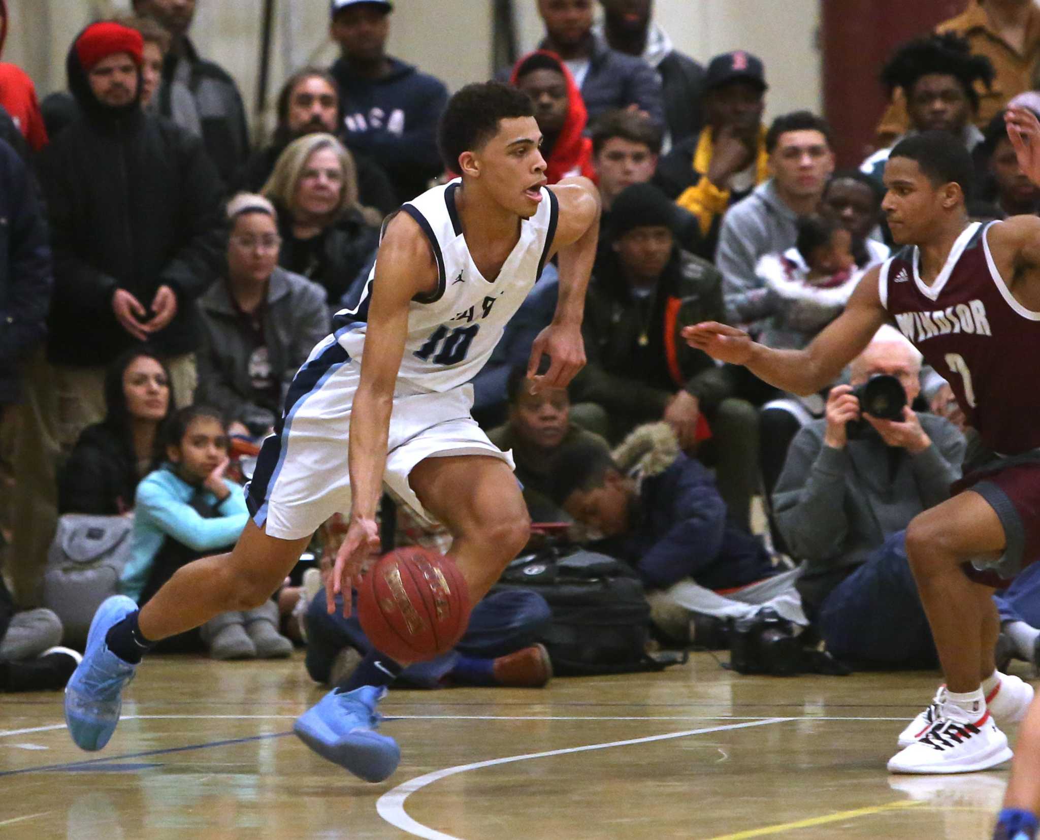 Yale men’s basketball team gets commitment from East Catholic’s Knowling