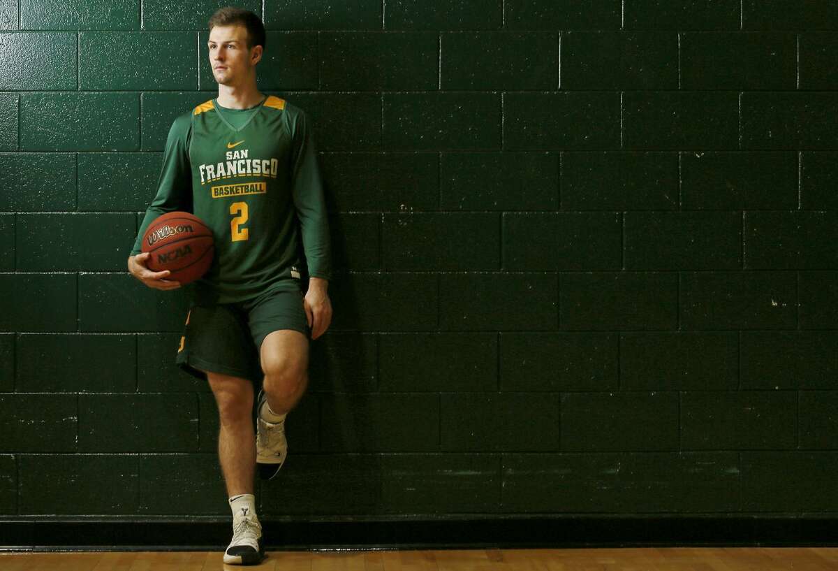 USF’s Frankie Ferrari, a ‘basketball junkie,’ thriving in senior season