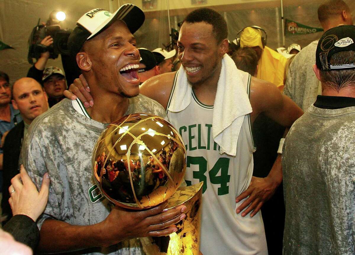 Memories of UConn icon Ray Allen as the Huskies retire his number