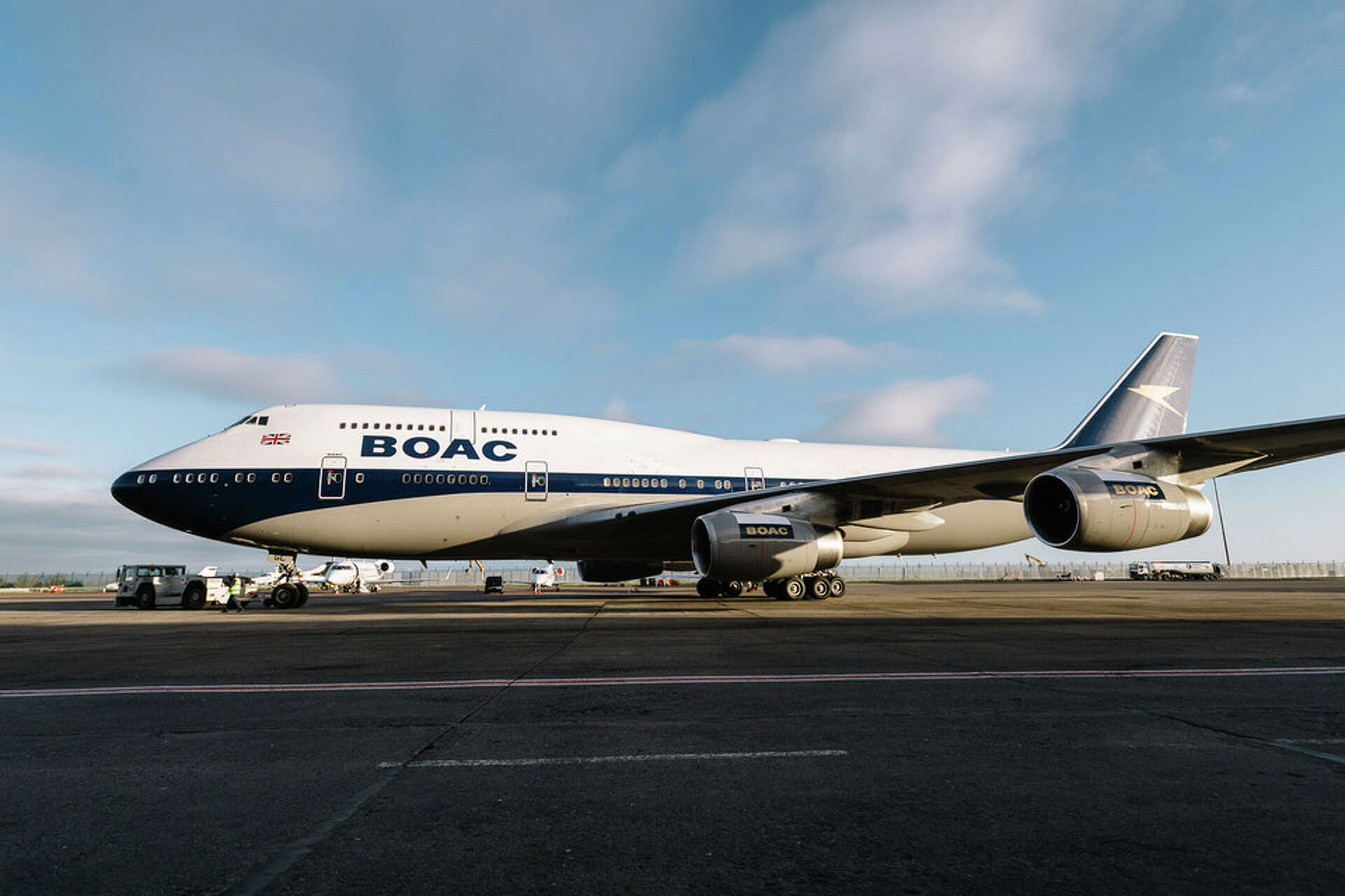 Routes: Rare 747, Delta at Seattle + AA, JetBlue, Spirit, Air Canada ...