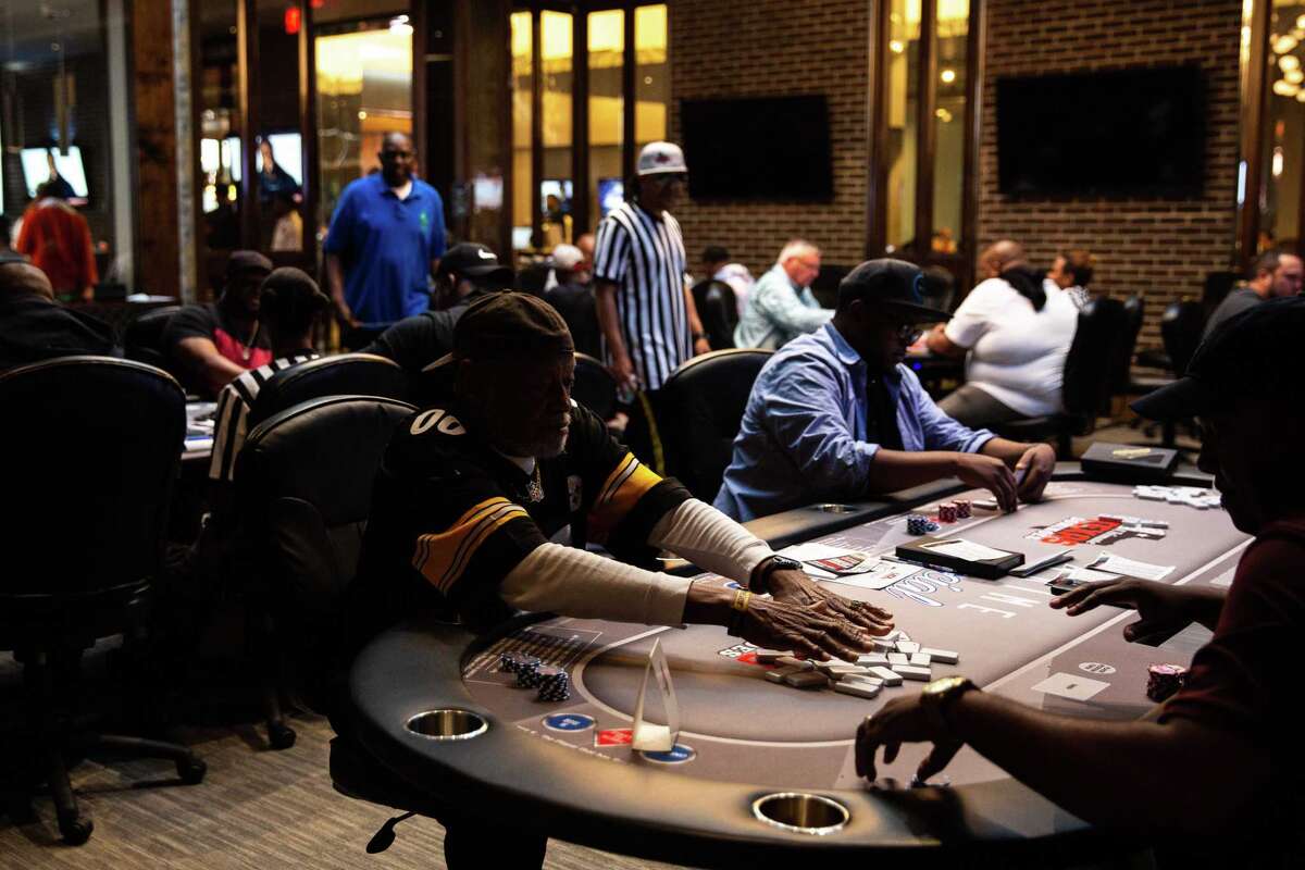 Players try to win big at Texas' biggest Dominoes tournament