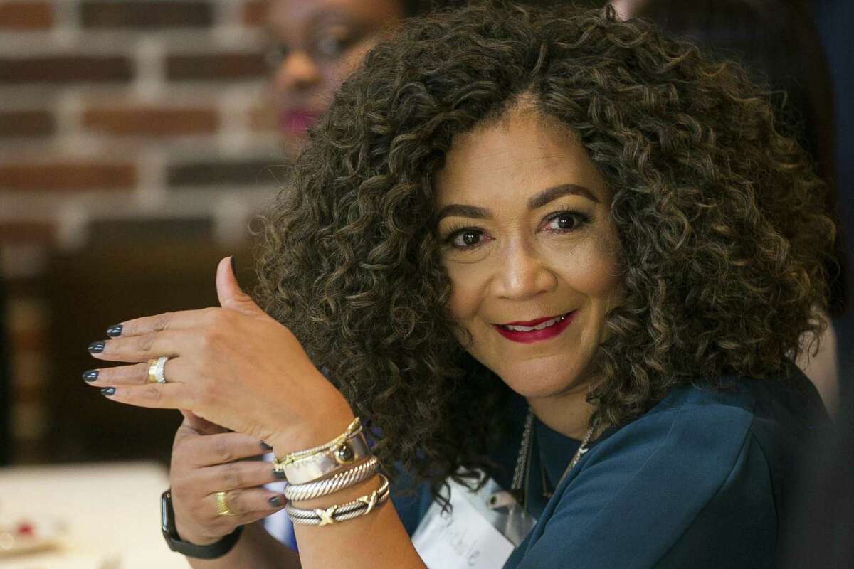 Michelle Obama chats with Houston book club, then Toyota Center crowd