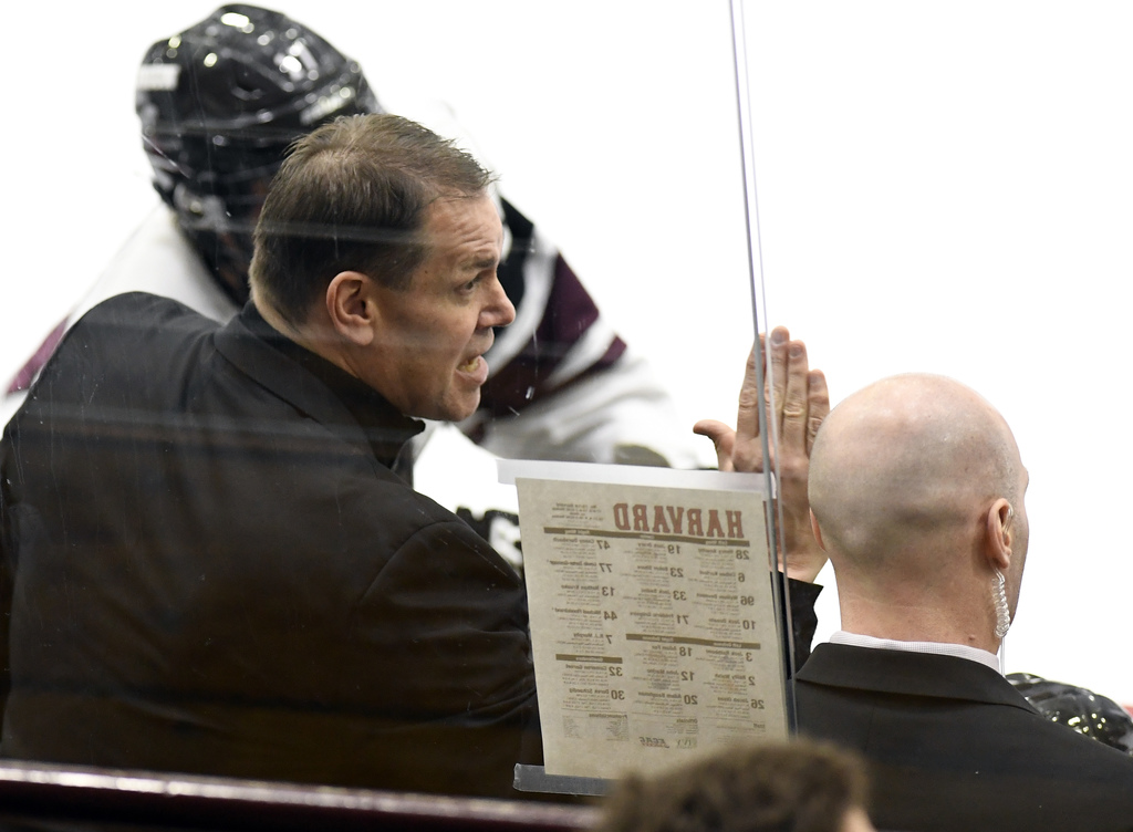 Union hockey looks for first win