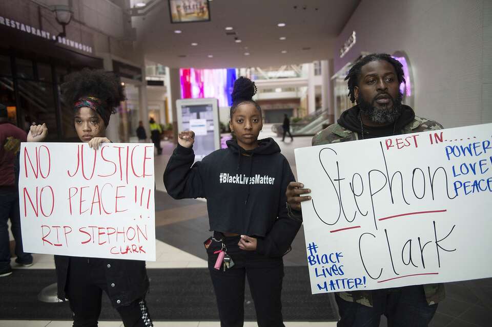 Stephon Clark’s family pledges to seek justice after Sacramento police ...