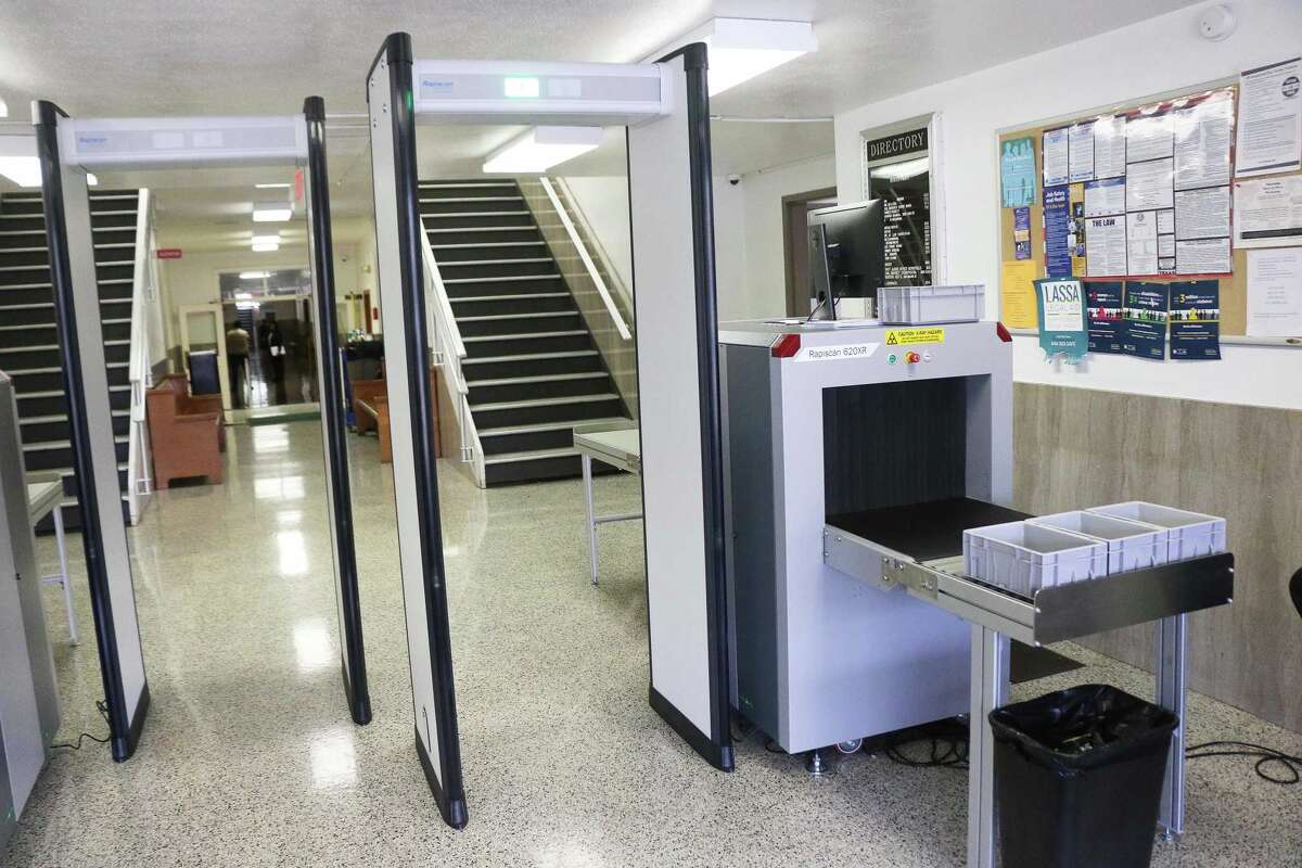 Liberty County courthouse security project draws closer to full ...