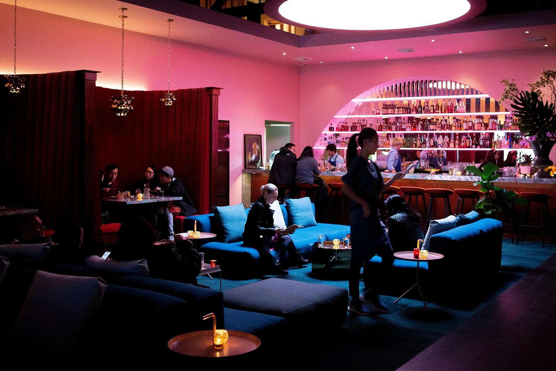 Mister Jiu’s sequel Moongate Lounge opens in Chinatown