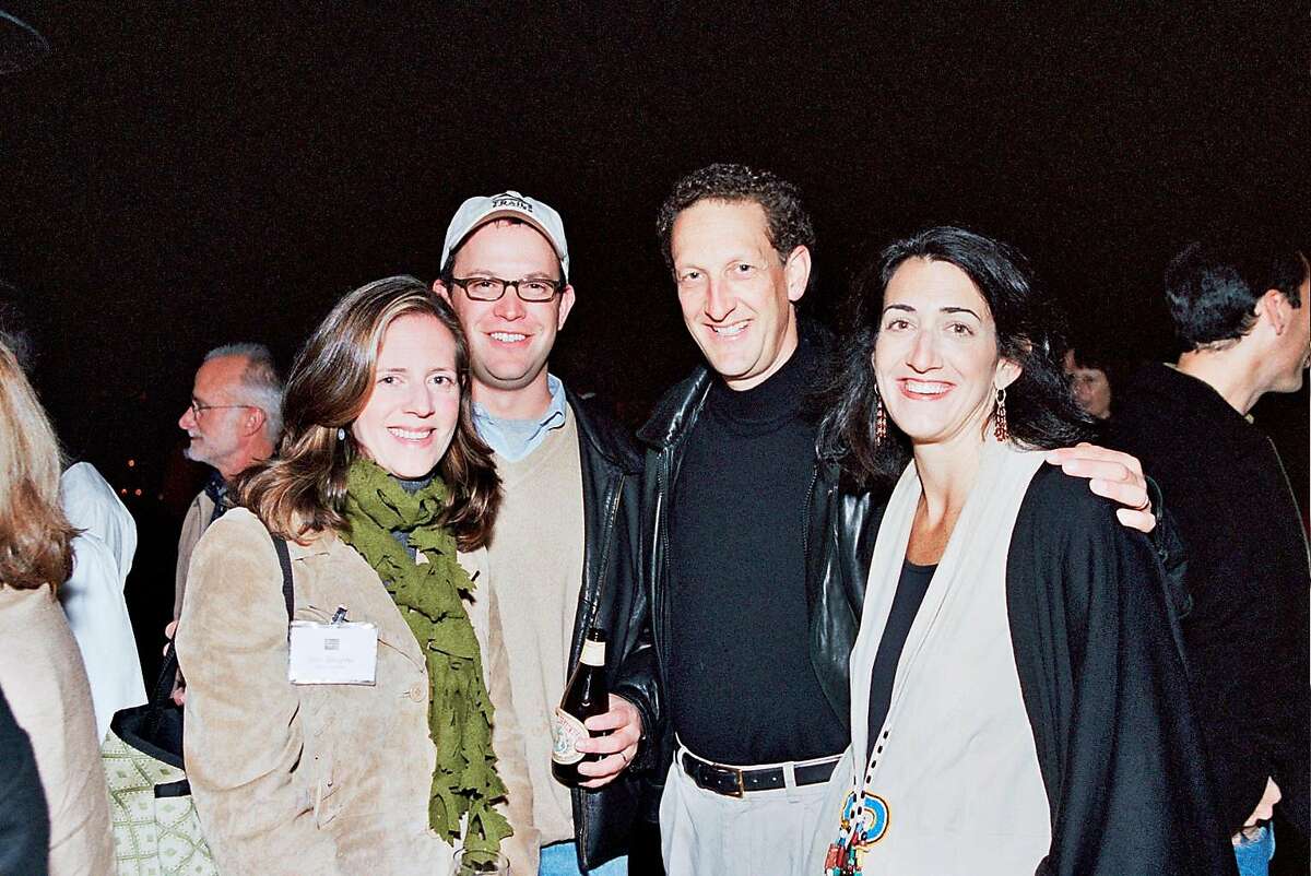 Giants CEO Larry Baer takes leave of absence: committee of executives ...