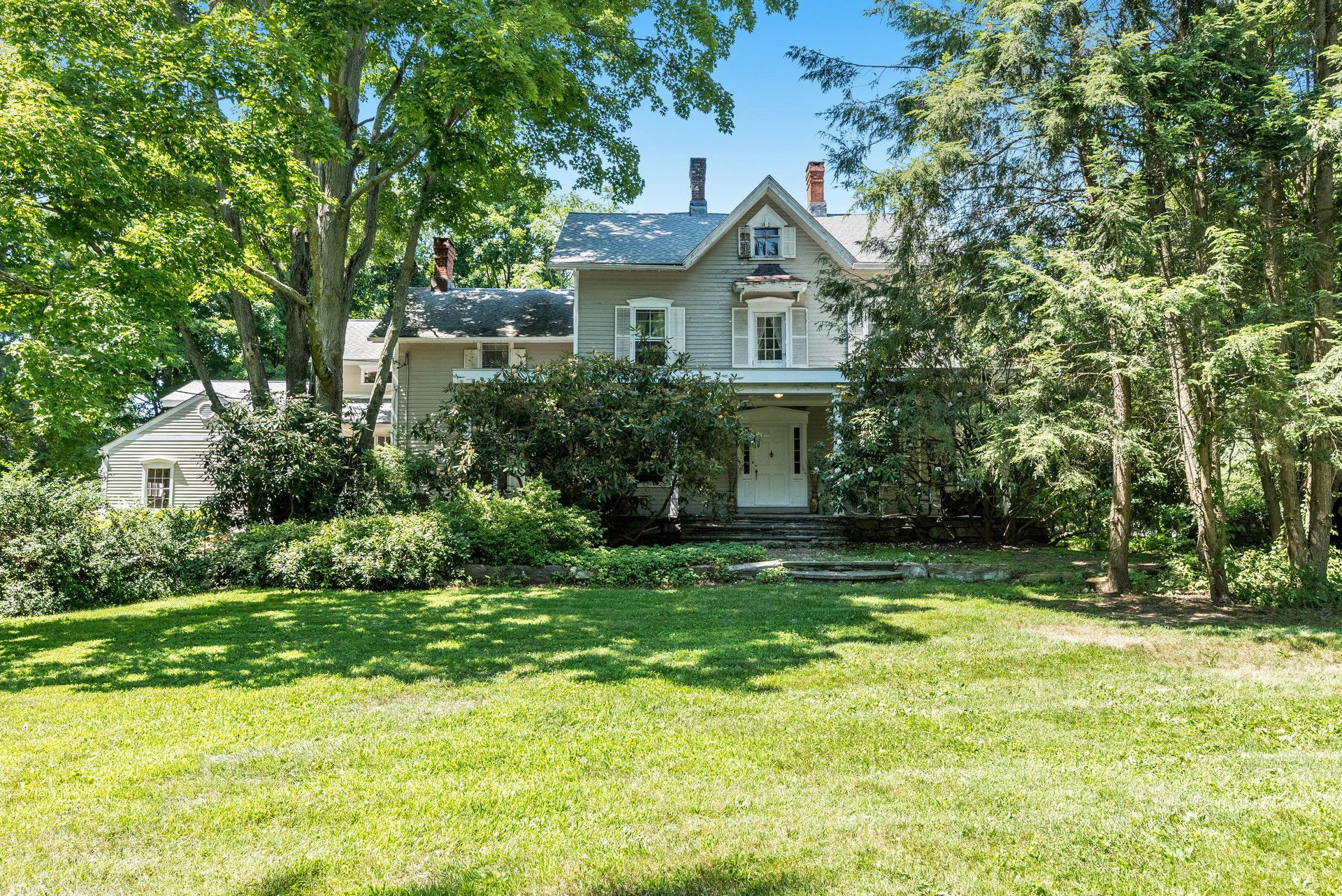 On the Market / Historic Chapman House for sale for $995K