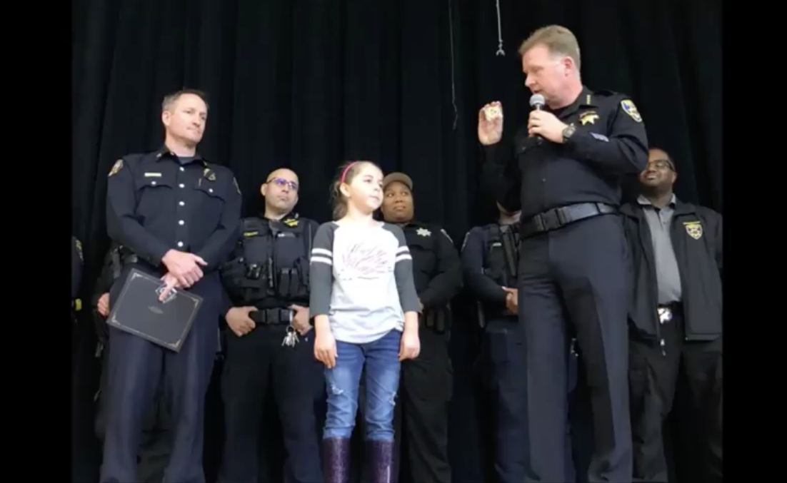 7-year-old Benicia girl saves mother by calmly calling 911 when she had ...