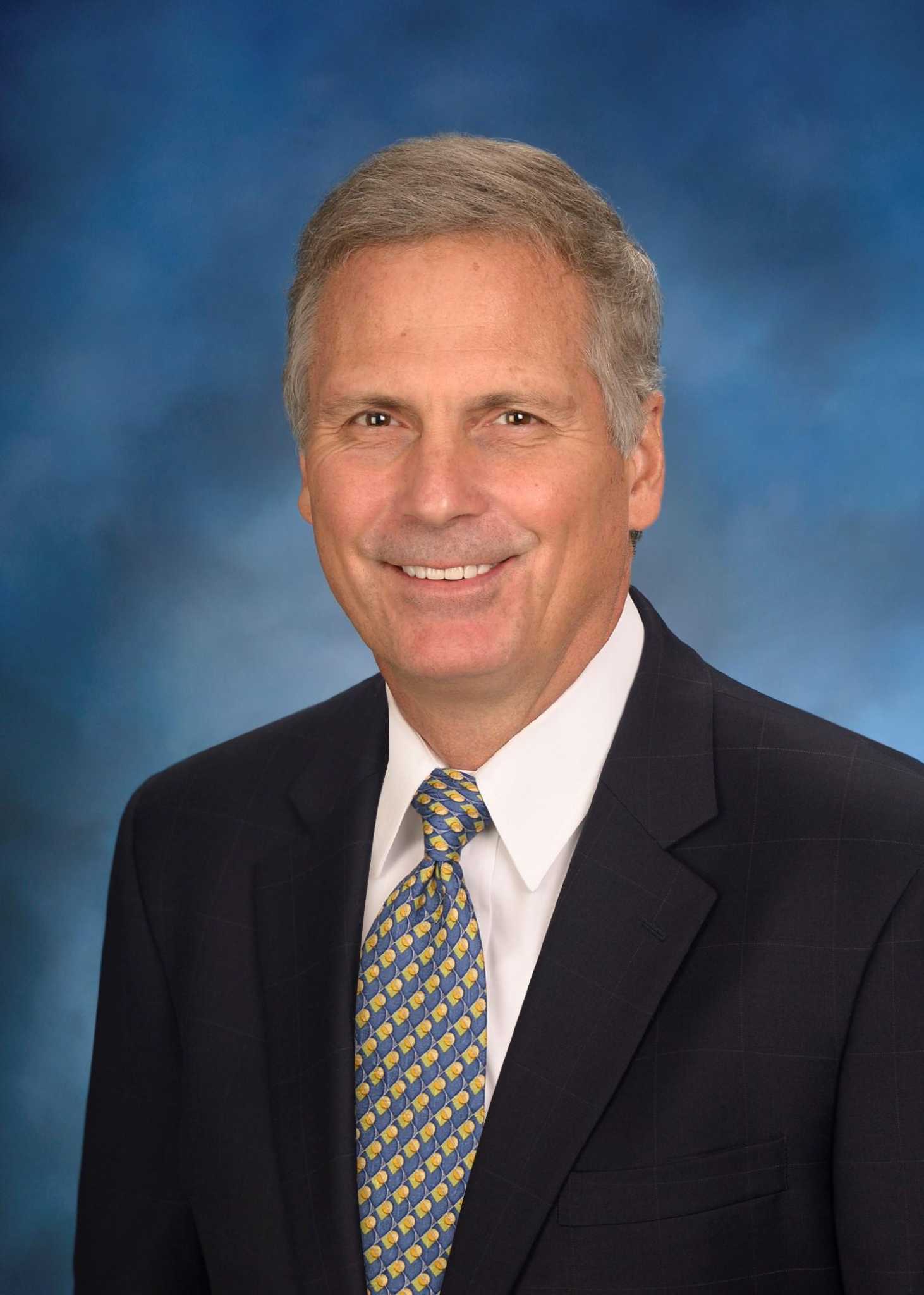 USAA promotes Syring to chief administrative officer