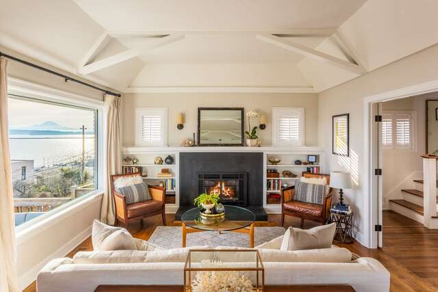 $1.5M renovated Leschi gem a short walk to Lake Washington