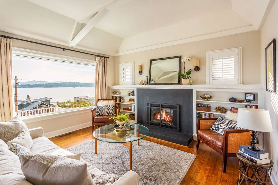 $1.5M renovated Leschi gem a short walk to Lake Washington