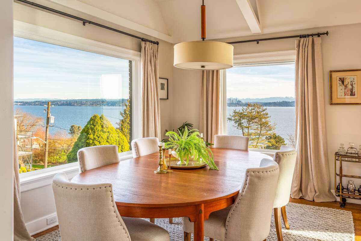 $1.5M renovated Leschi gem a short walk to Lake Washington