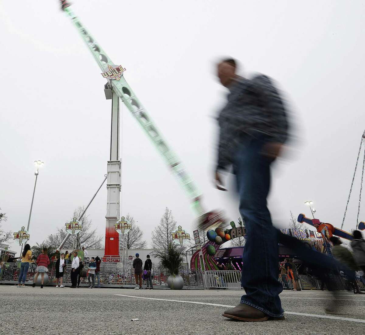 Taking a spin on the Titan, the biggest ride at the rodeo — and in the U.S.