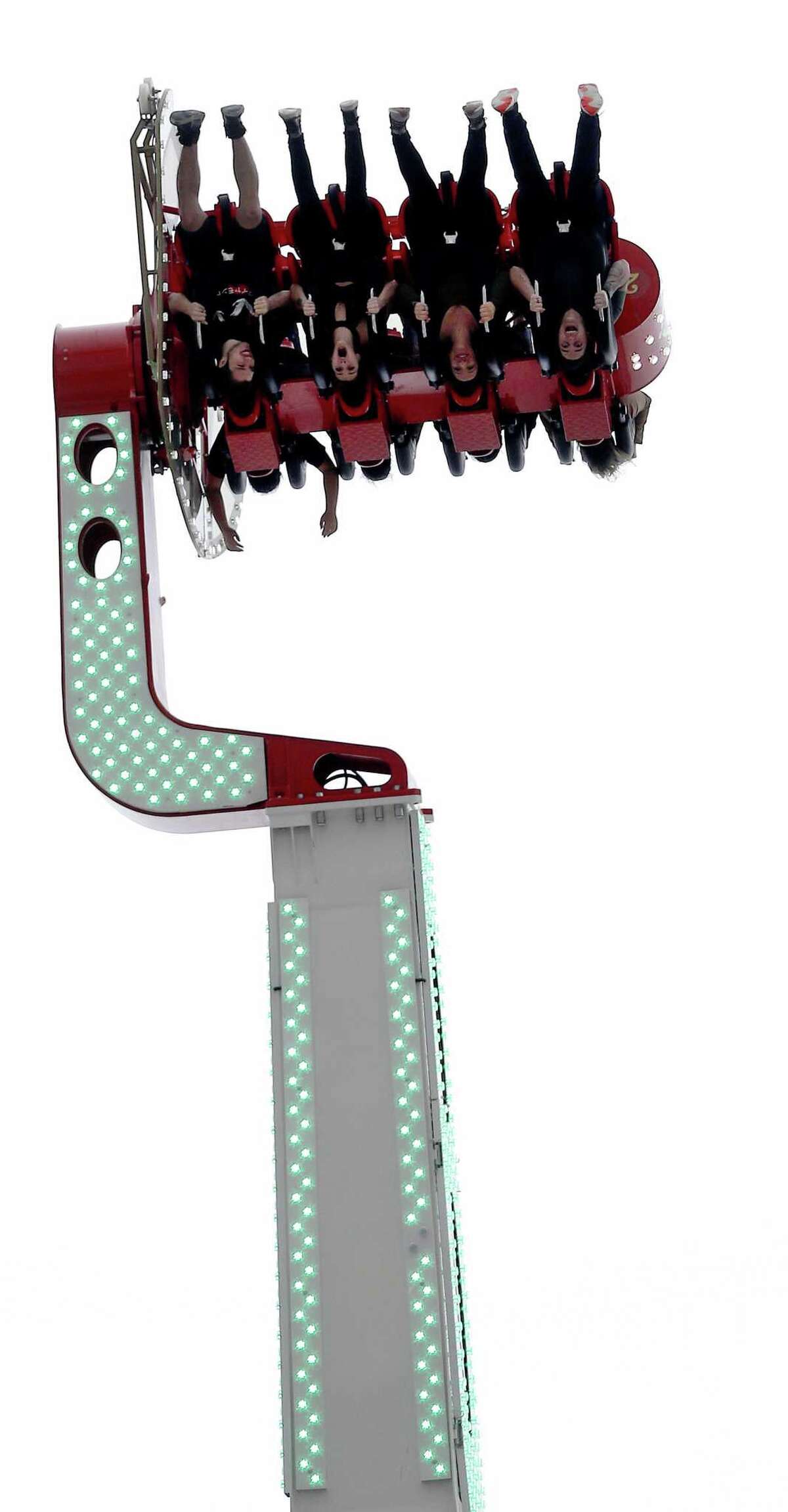 Taking a spin on the Titan, the biggest ride at the rodeo — and in the U.S.