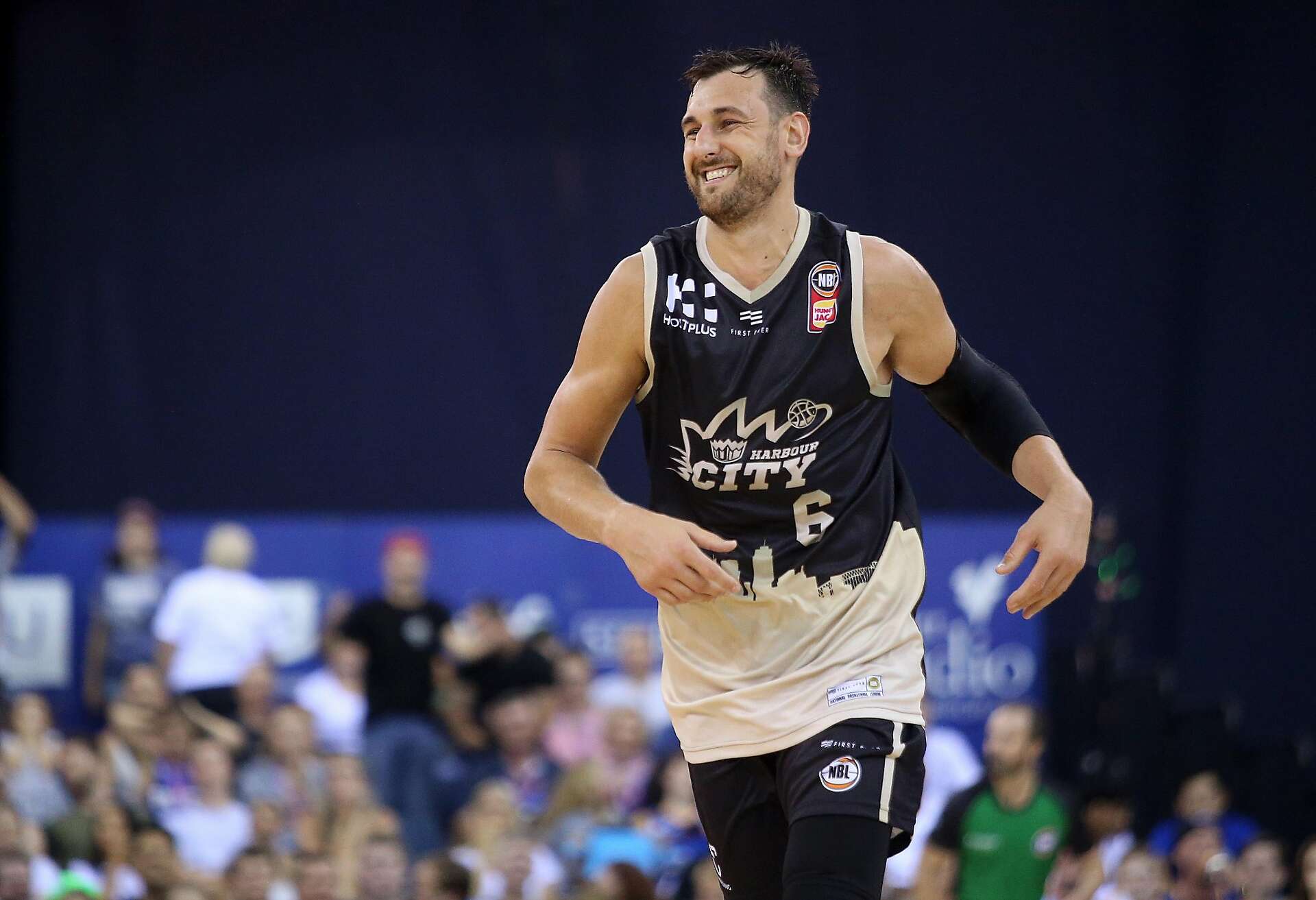 A behind-the-scenes look at how the Warriors-Andrew Bogut reunion happened