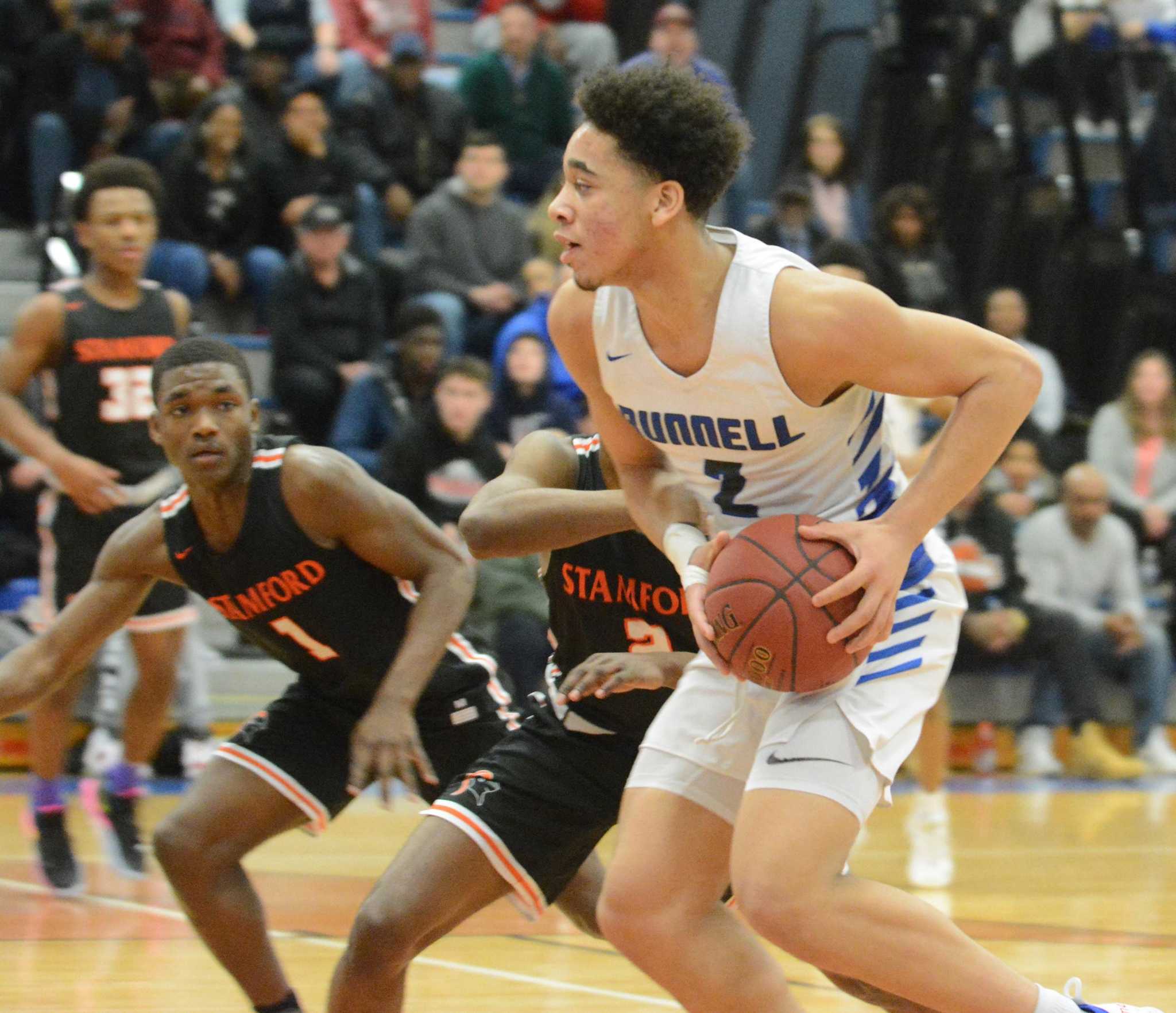 Bunnell grinds out win over Stamford in Division I