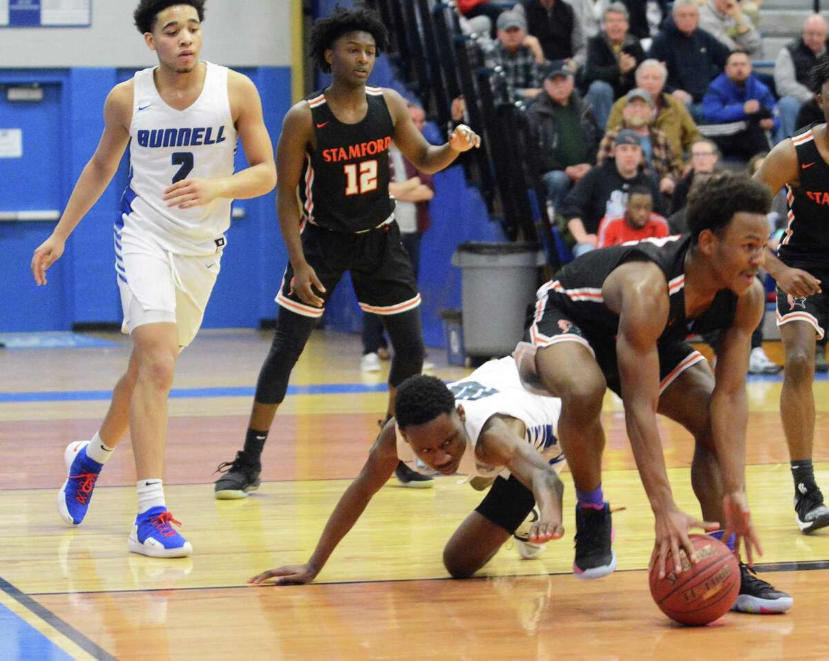 Bunnell grinds out win over Stamford in Division I