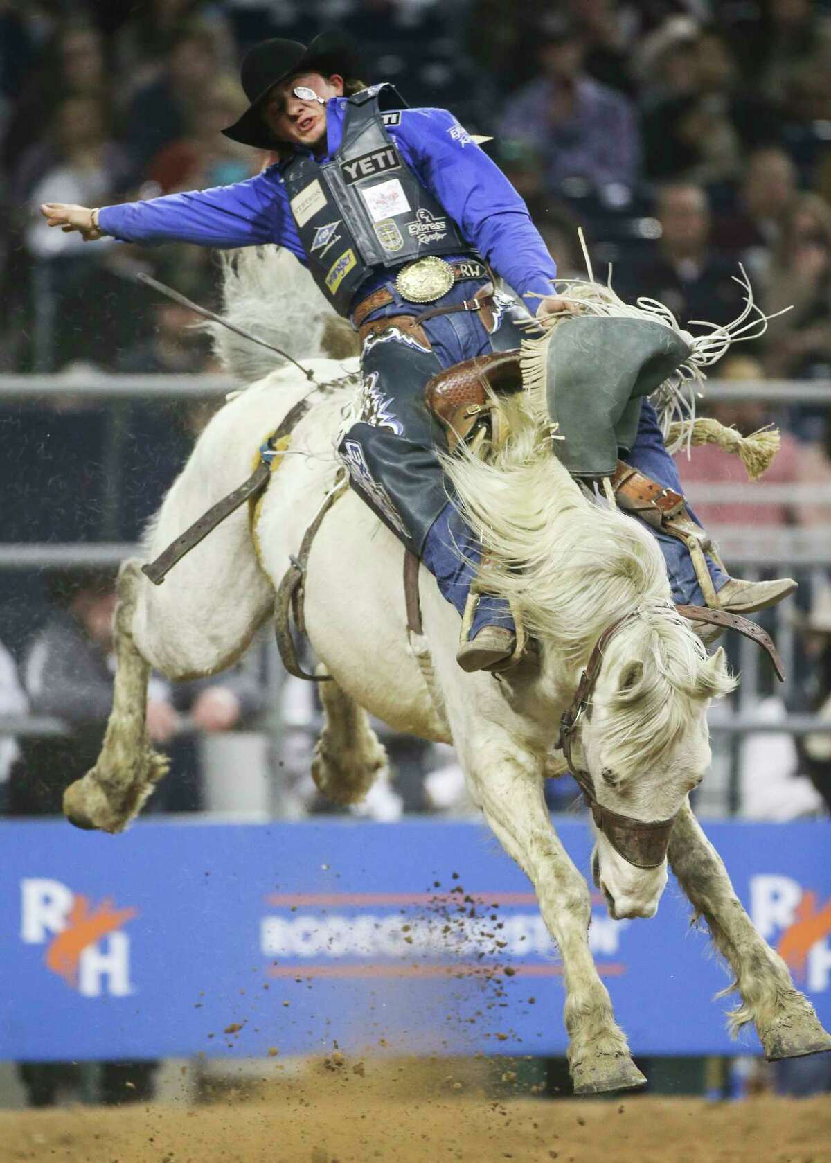 Luke Combs brings the hits to RodeoHouston debut