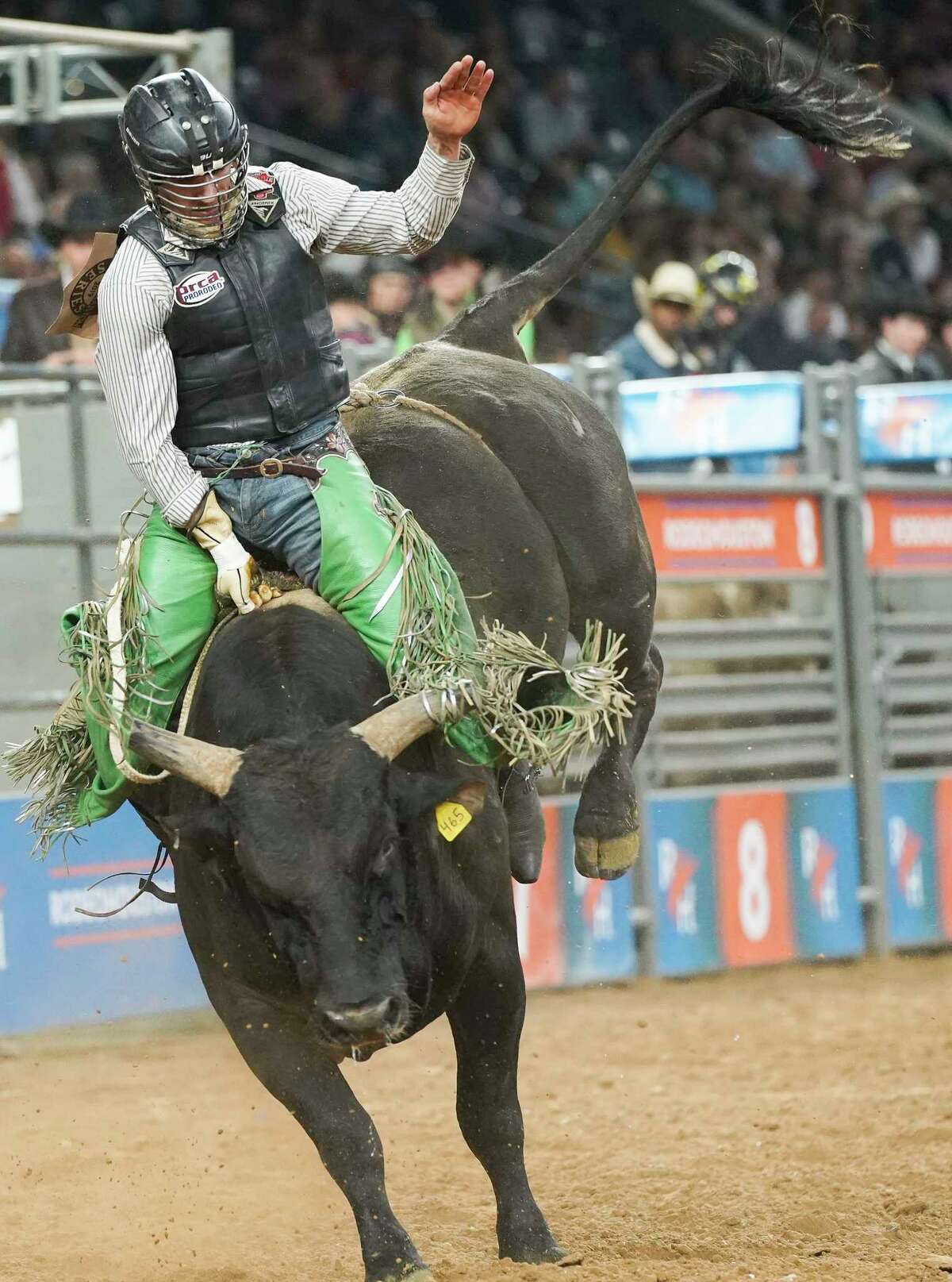 Luke Combs brings the hits to RodeoHouston debut