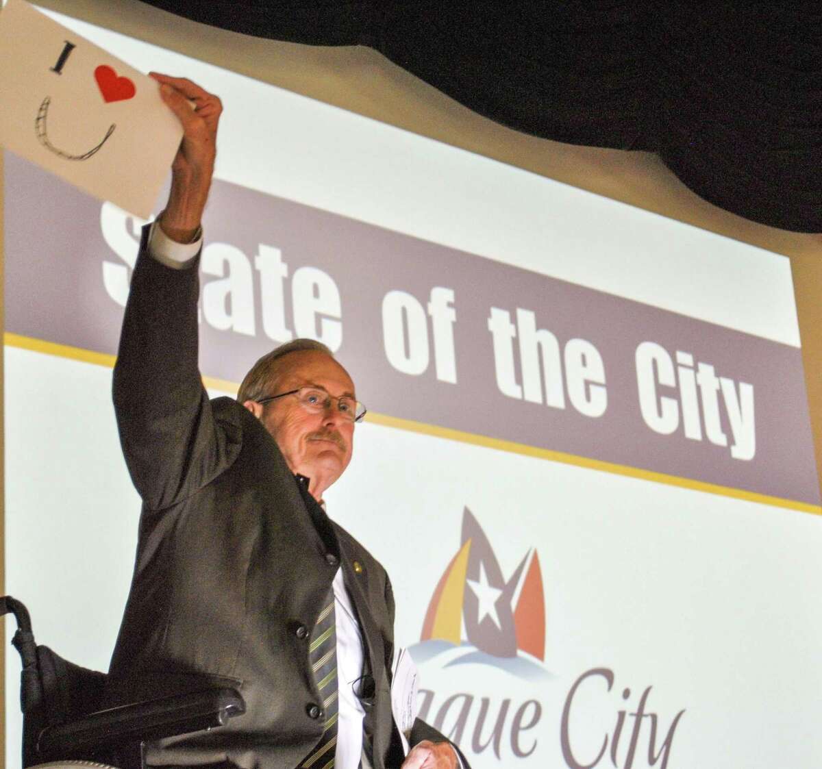 League City mayor seeks to rally bond support