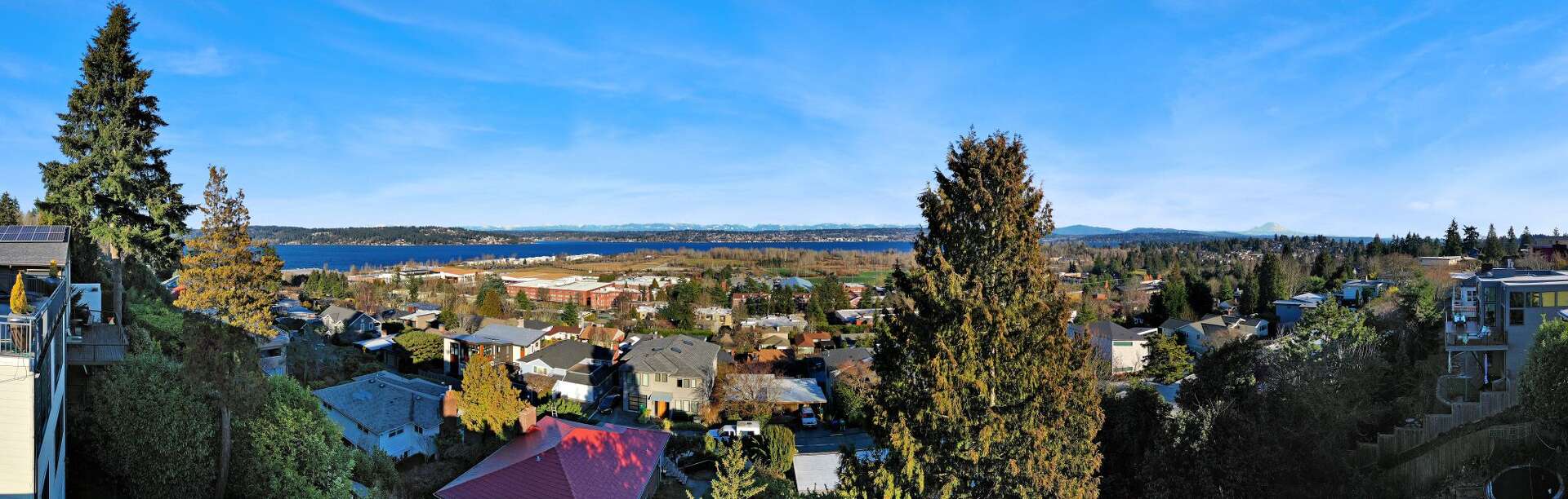 View Ridge mid-century on market for first time in 30 years